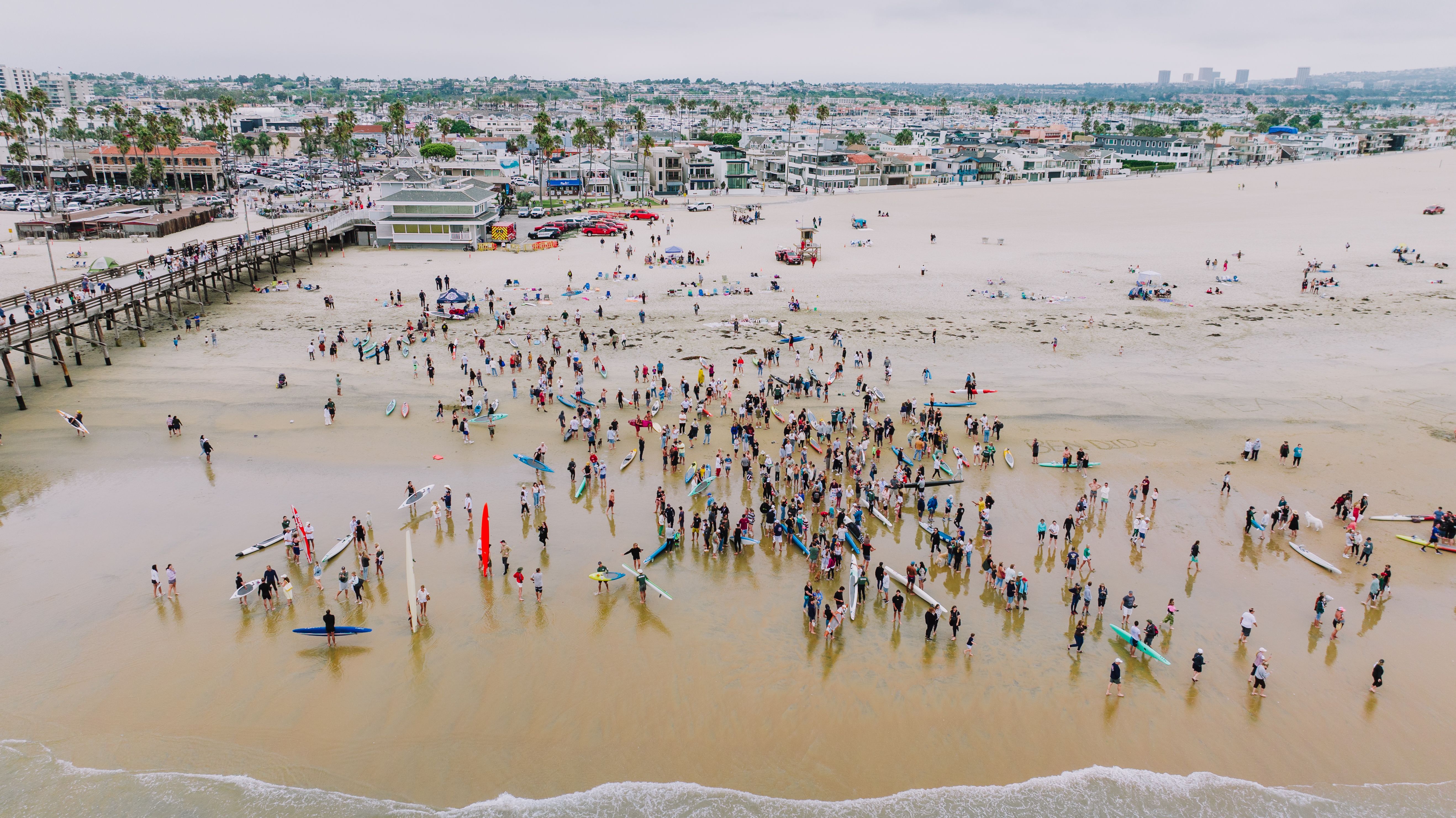 People on Beach · Free Stock Photo