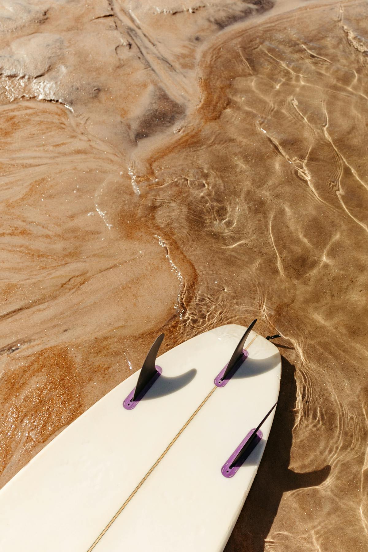 Surfboard In Sand Photos, Download The BEST Free Surfboard In Sand ...