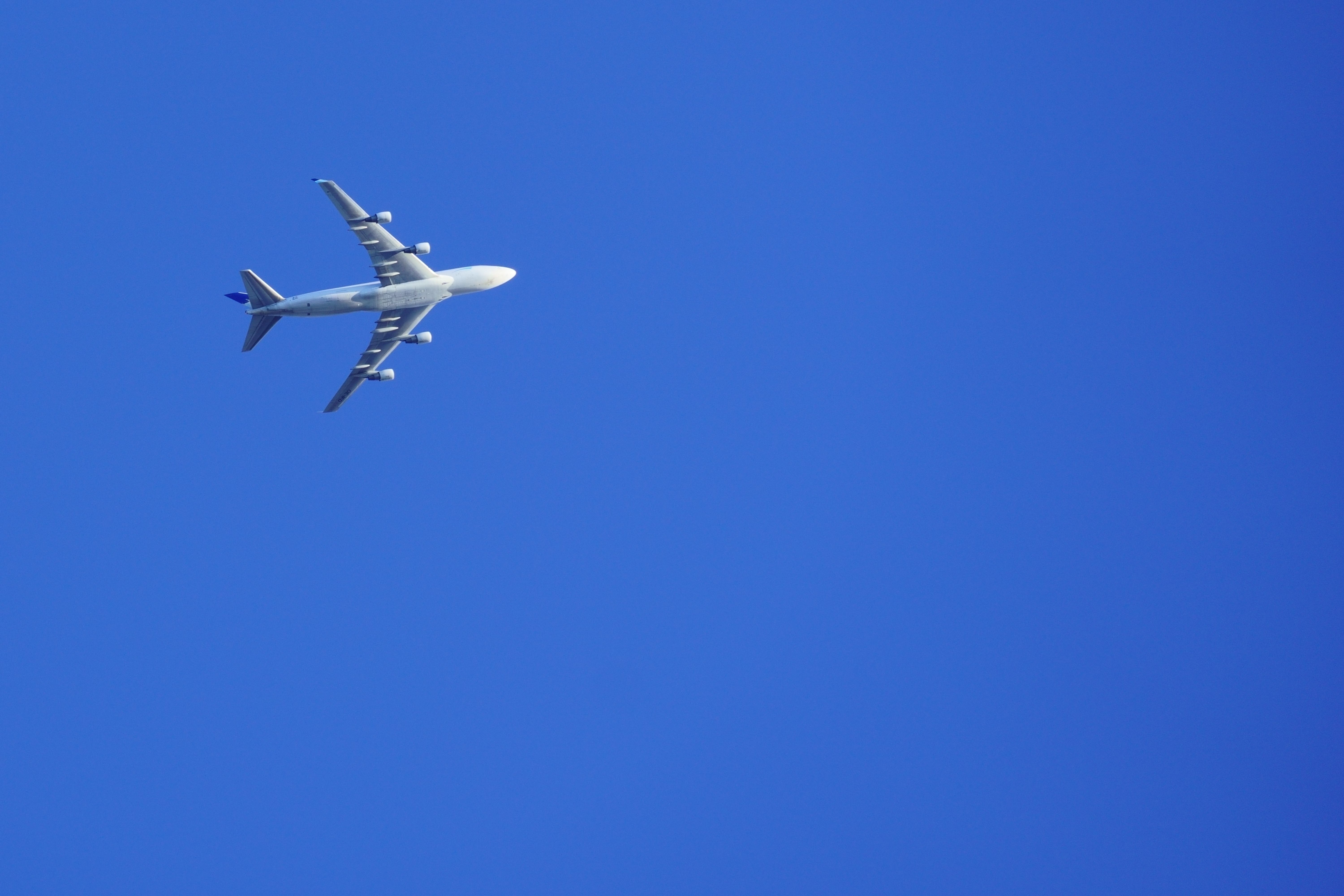 Airplane Flying on Clear Sky · Free Stock Photo