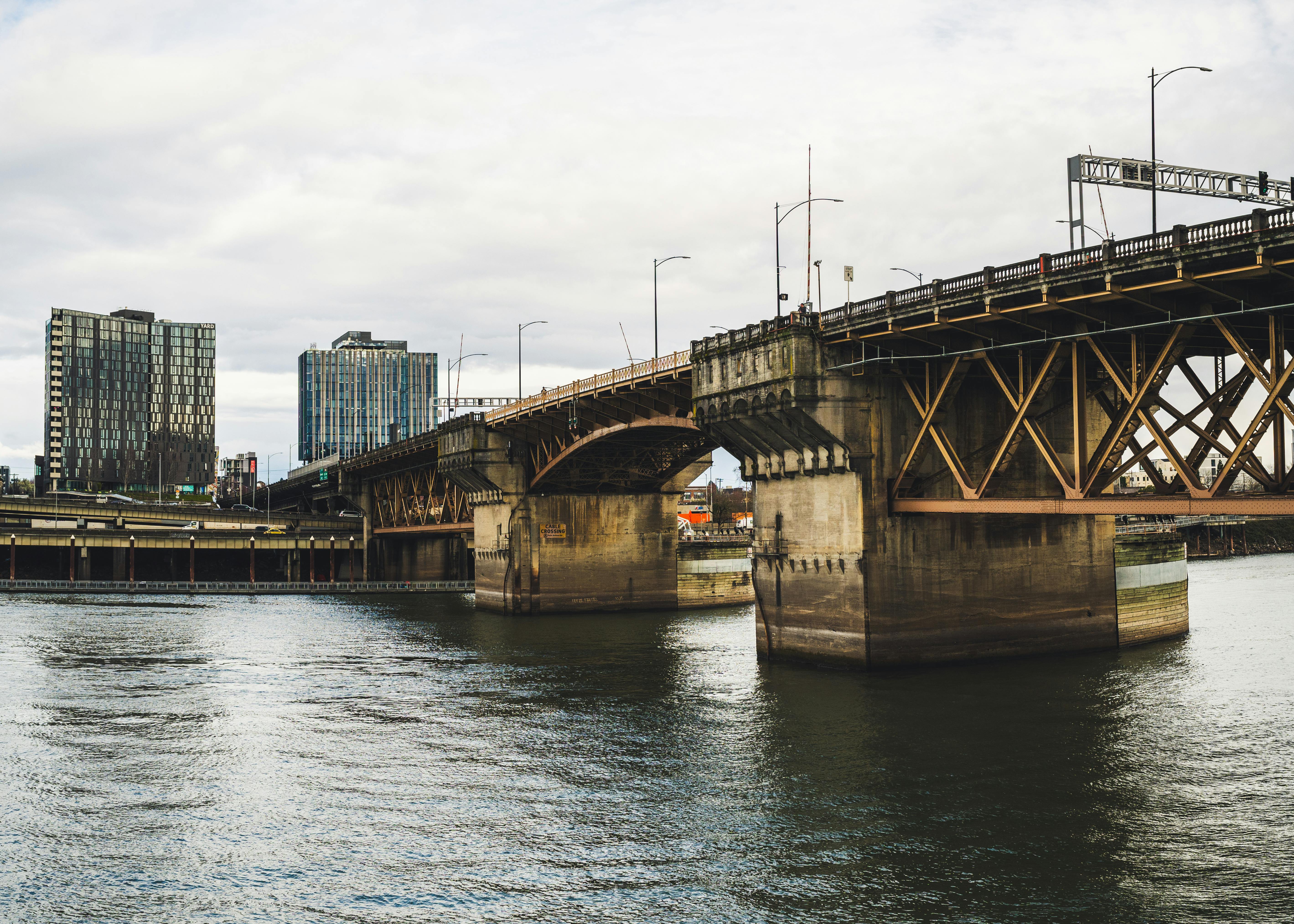 Gray Suspension Bridge · Free Stock Photo