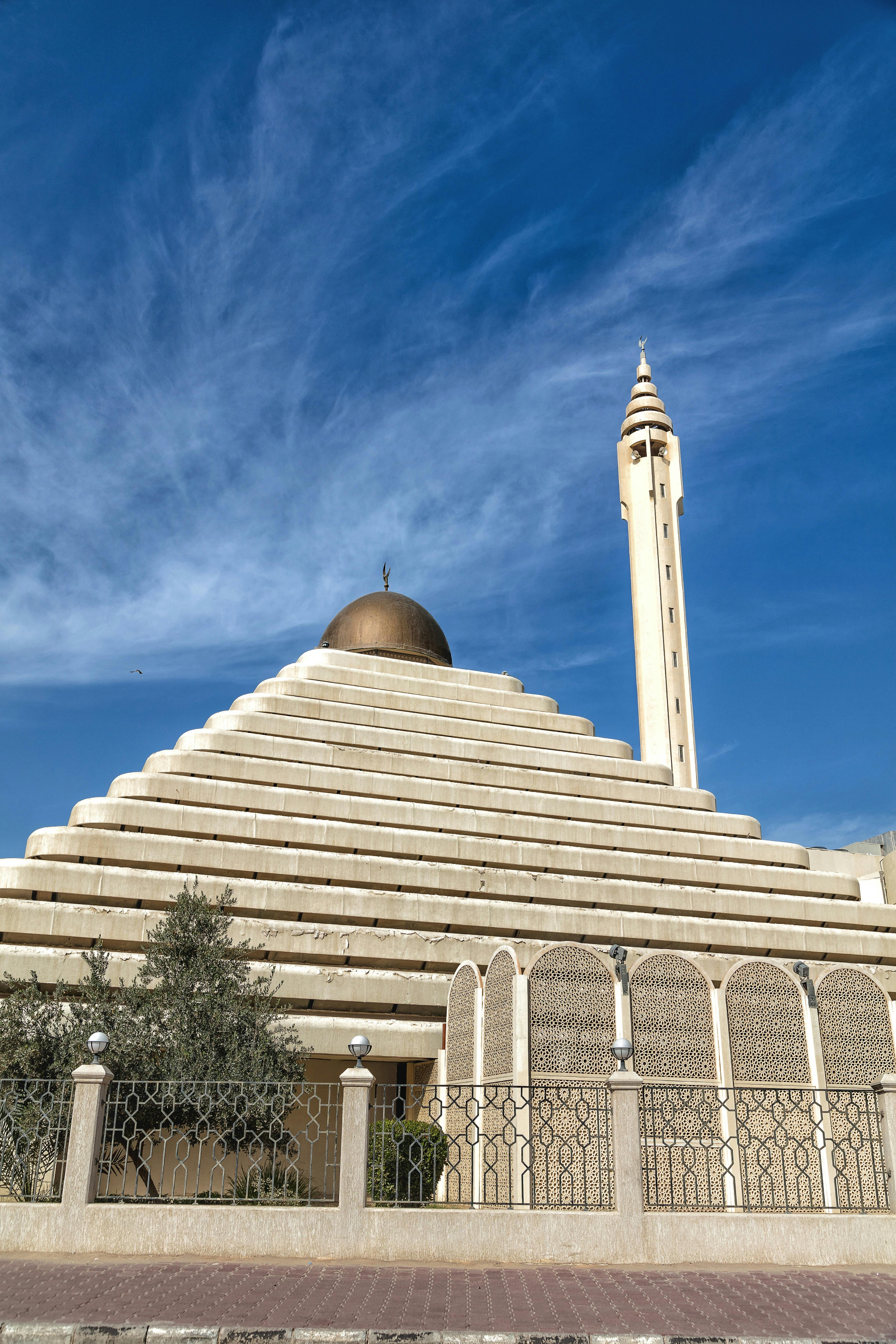 Foto de stock gratuita sobre cielo azul, ciudad de kuwait, islam ...