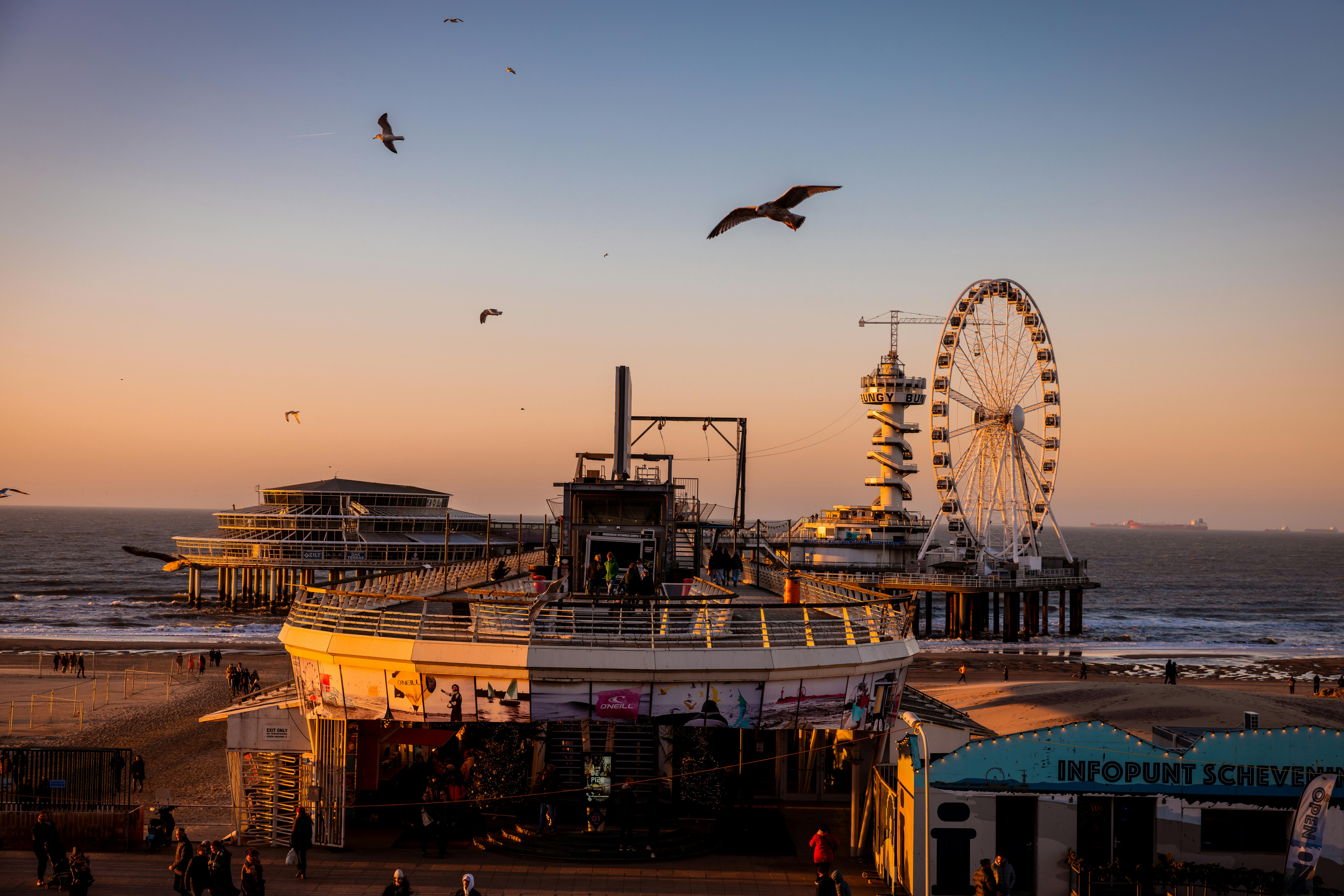 Dutch De Pier in Resort Town of Scheveningen at Sunset · Free Stock Photo