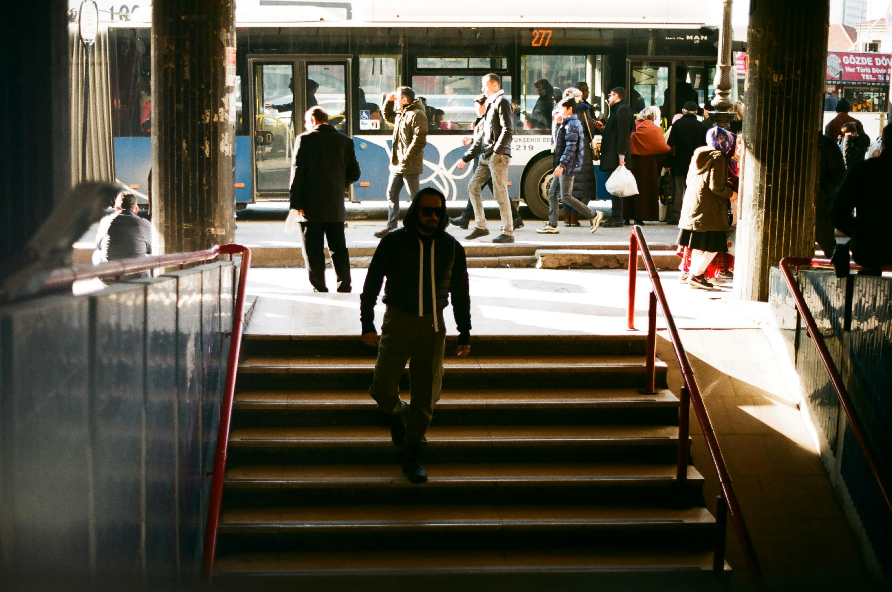 Get On Bus Photos, Download The BEST Free Get On Bus Stock Photos & HD ...