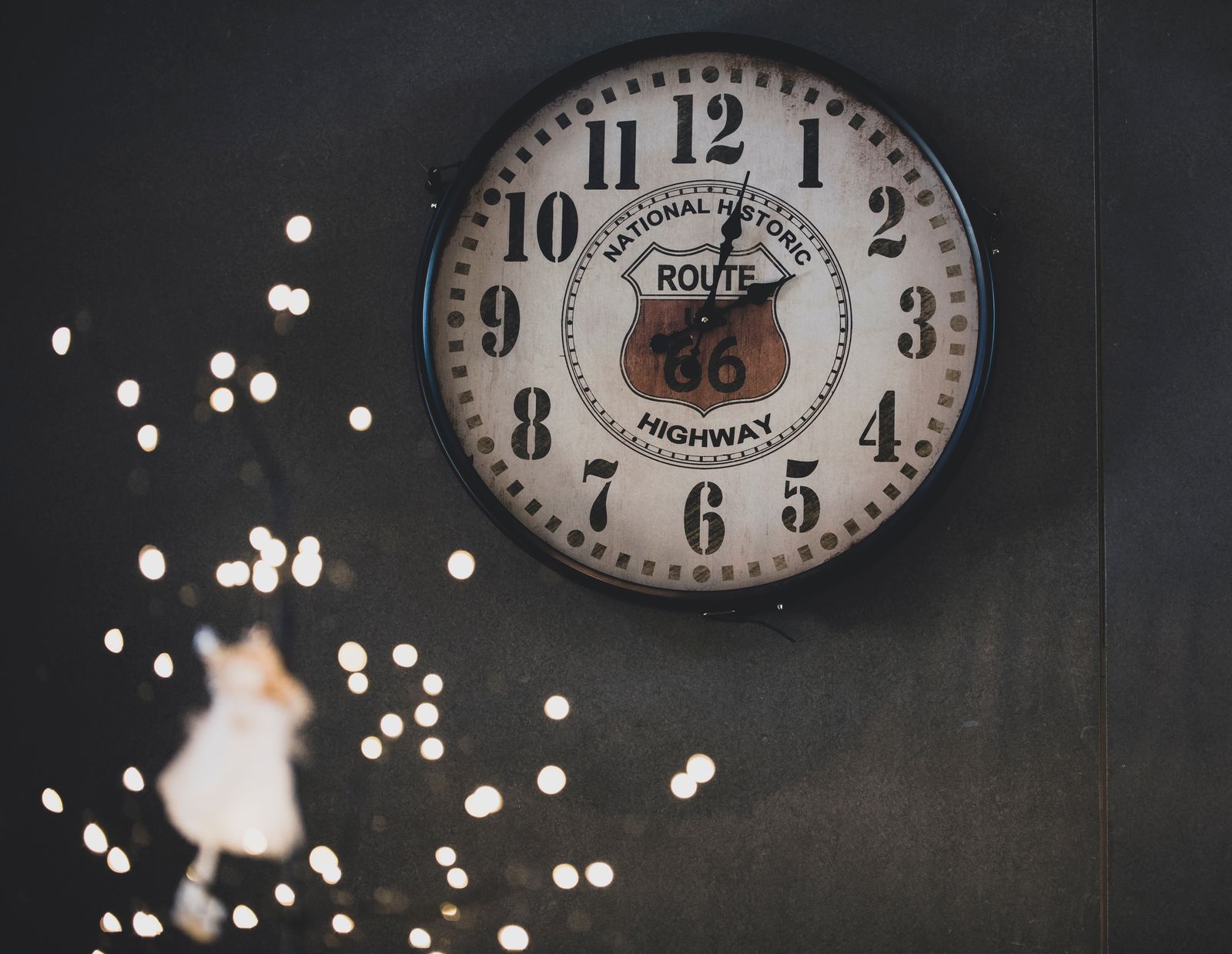 Giant Clock Photos, Download The BEST Free Giant Clock Stock Photos ...