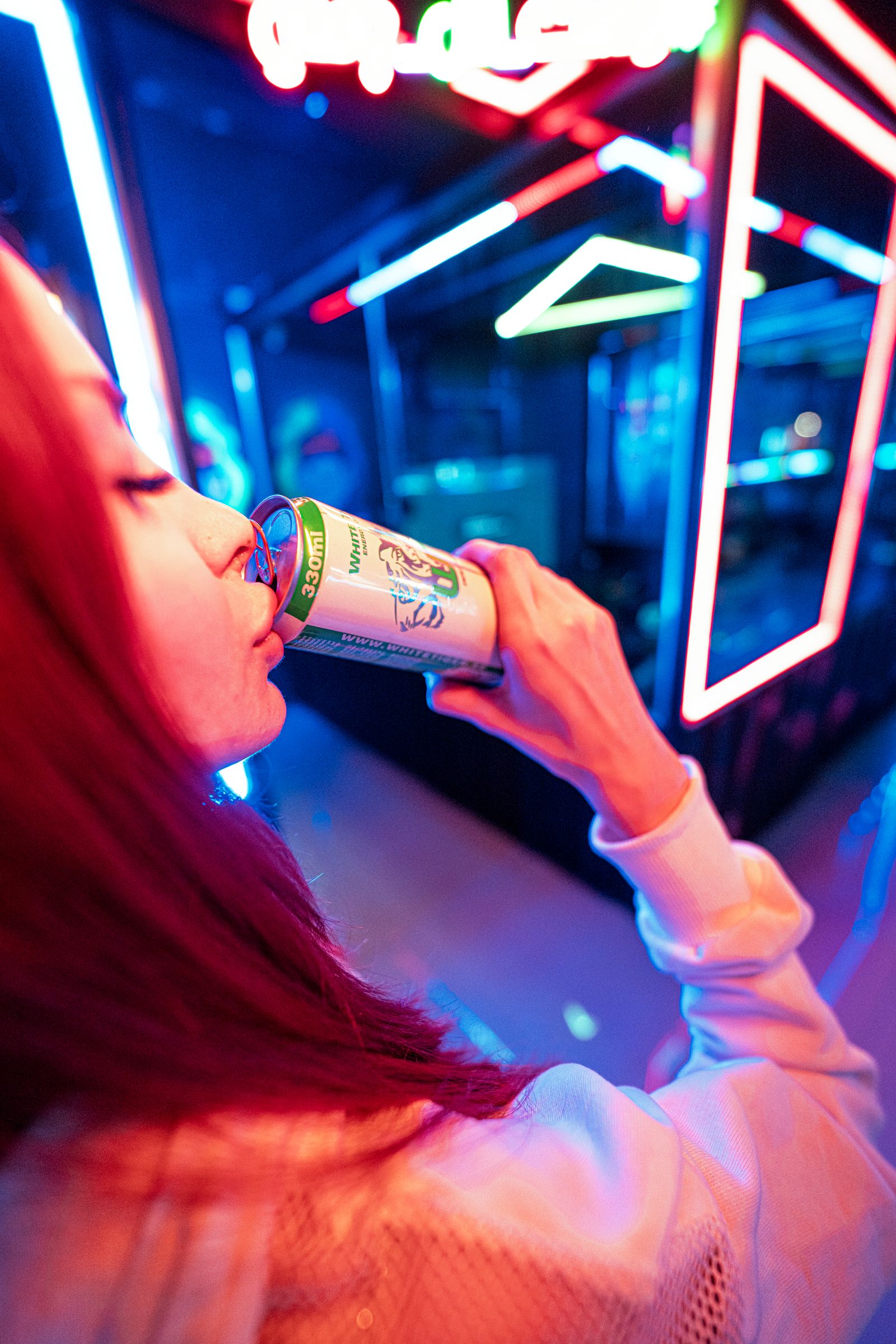 Teenagers Drinking From Soda Can Photos, Download The BEST Free ...