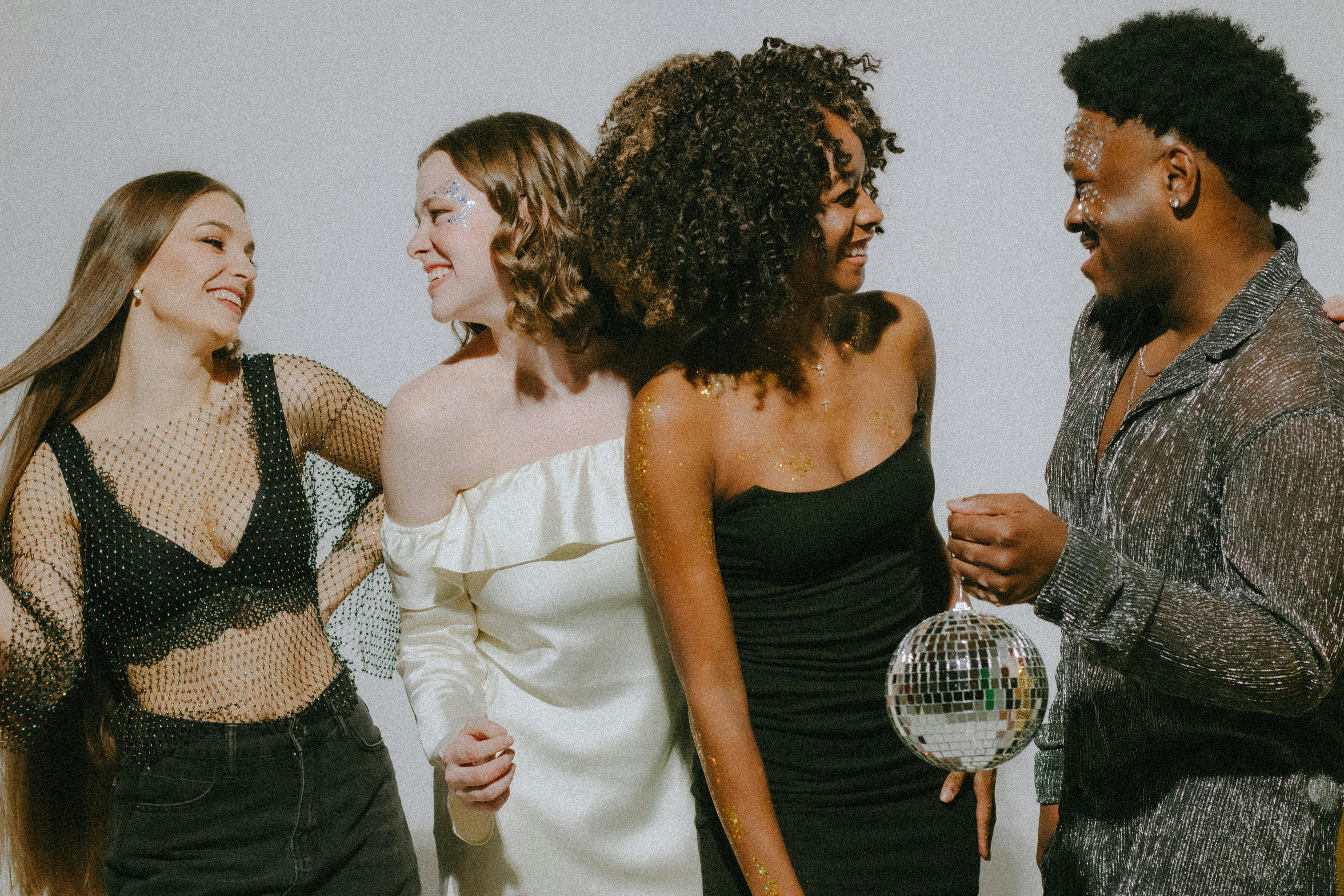 Models Nightlife Photos, Download The BEST Free Models Nightlife Stock ...