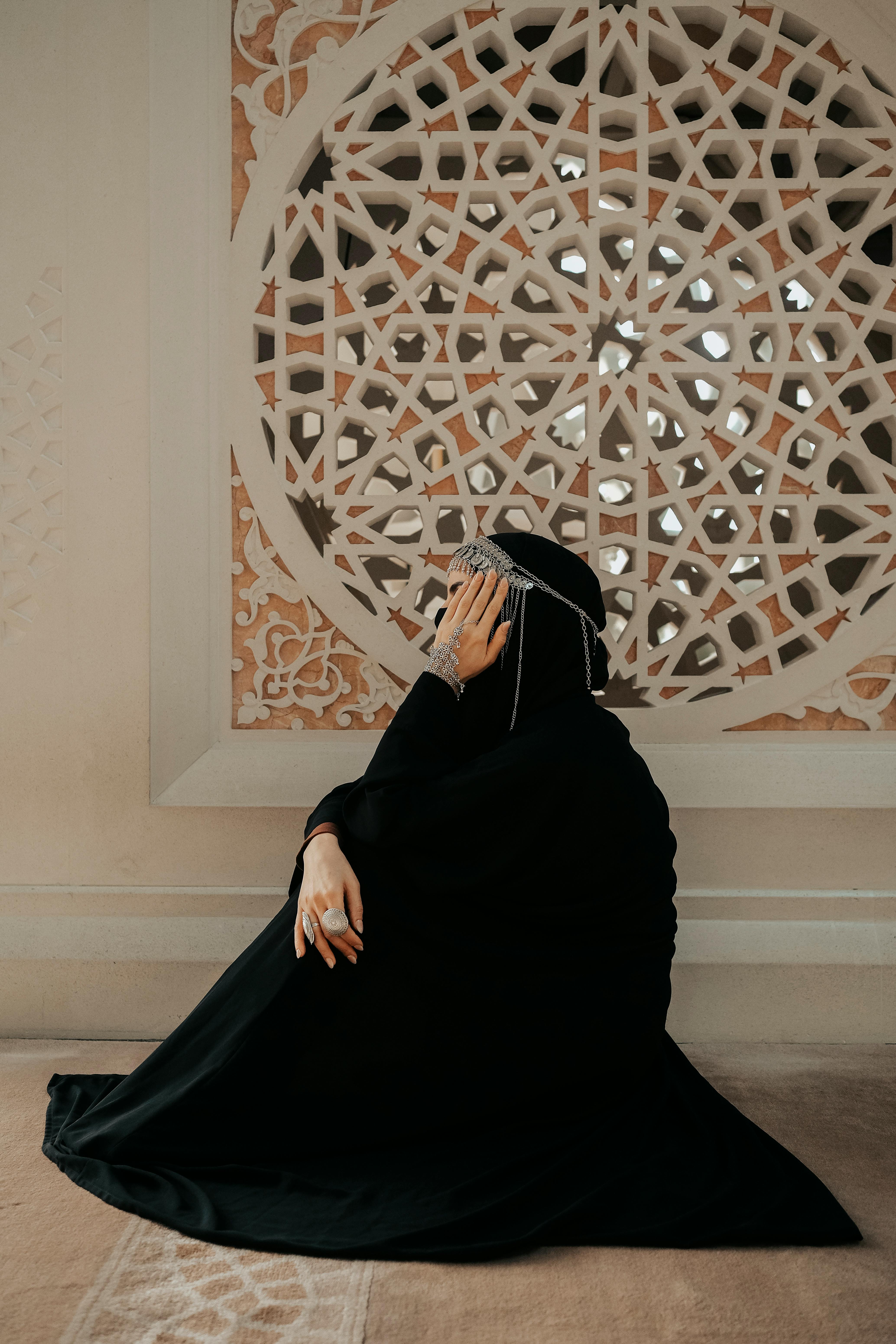 Burka Photos, Download The BEST Free Burka Stock Photos & HD Images