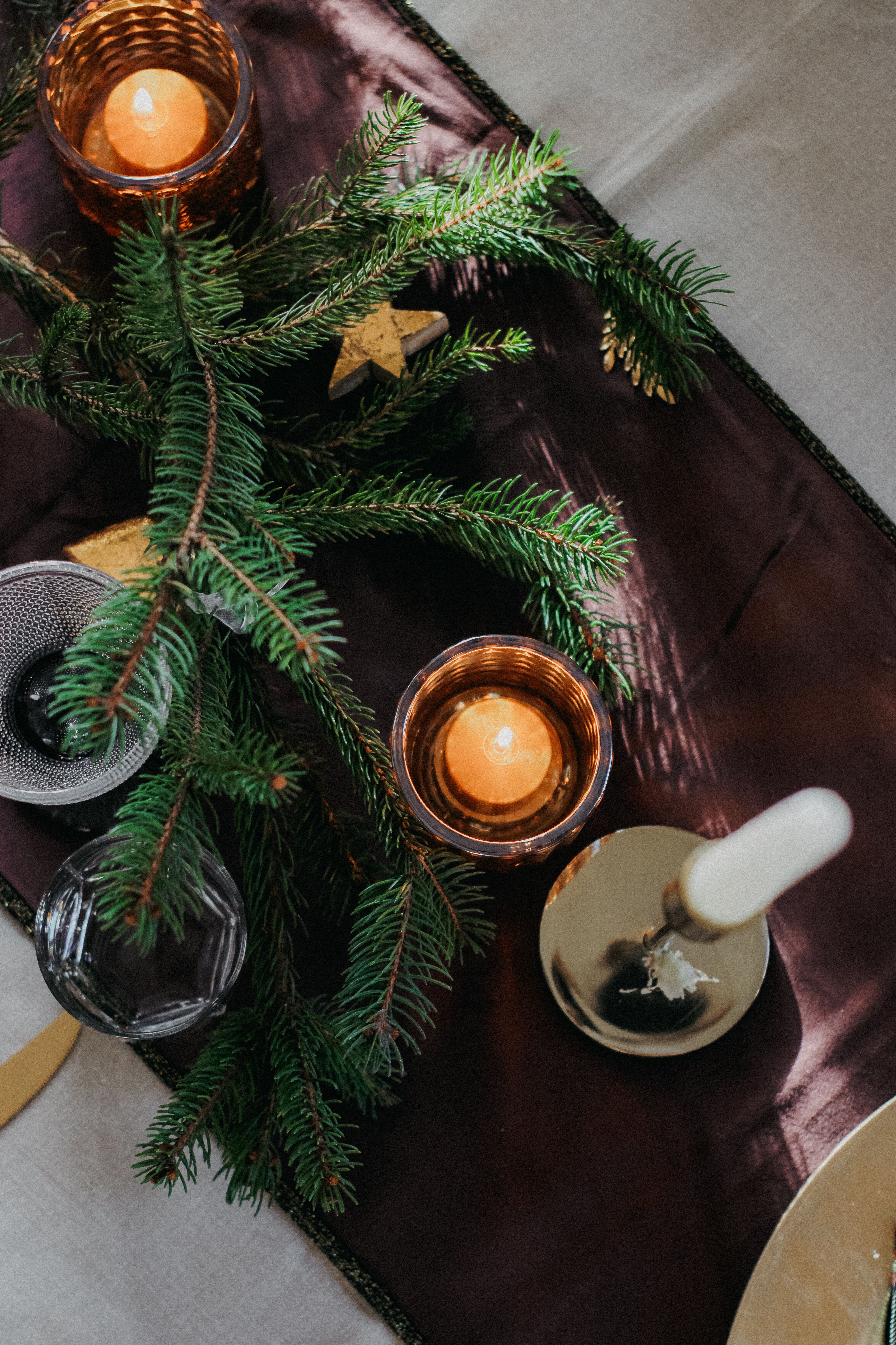 Christmas Theme Table Setting · Free Stock Photo