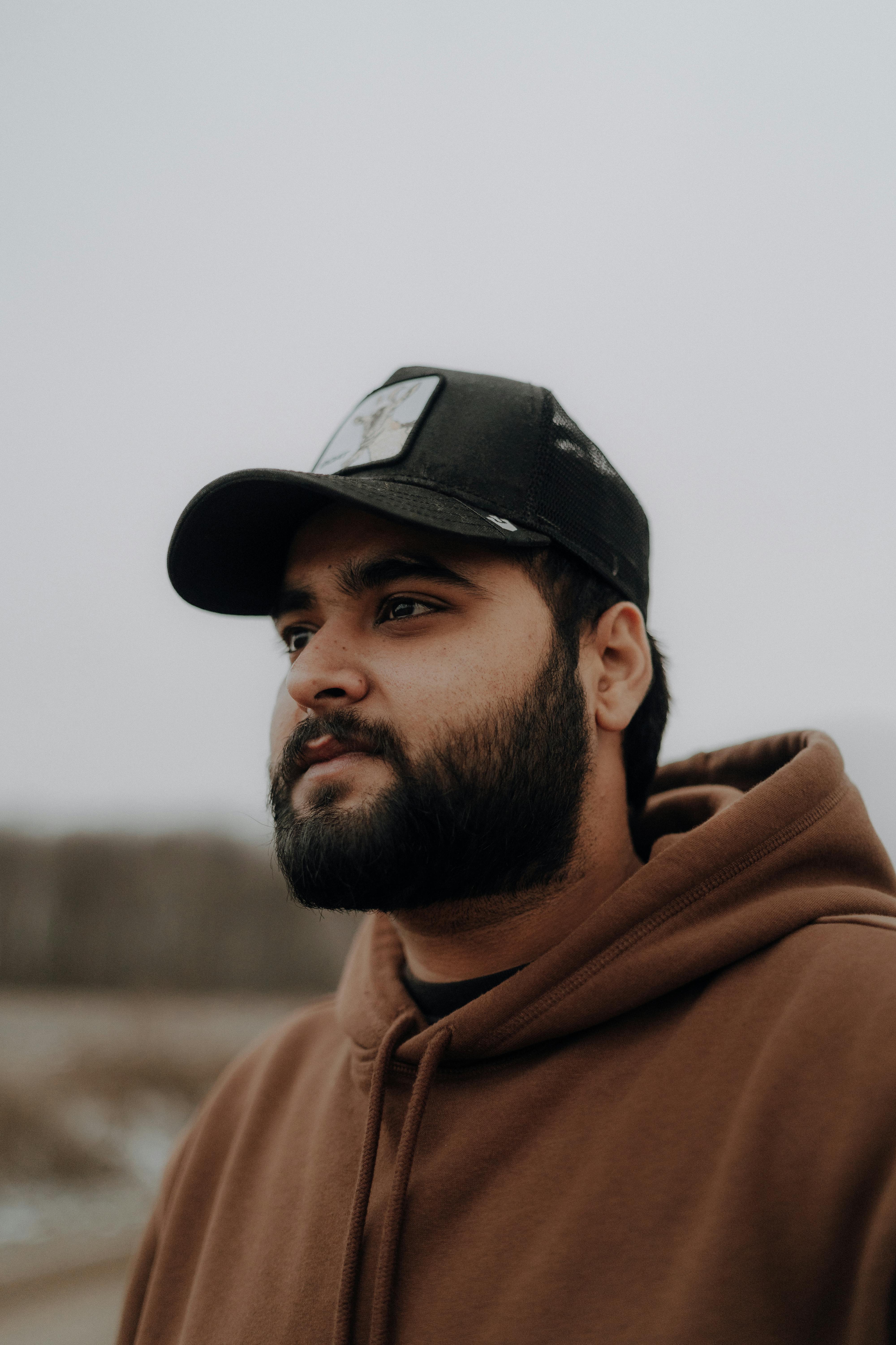 Portrait of Man in Cap and with Beard · Free Stock Photo