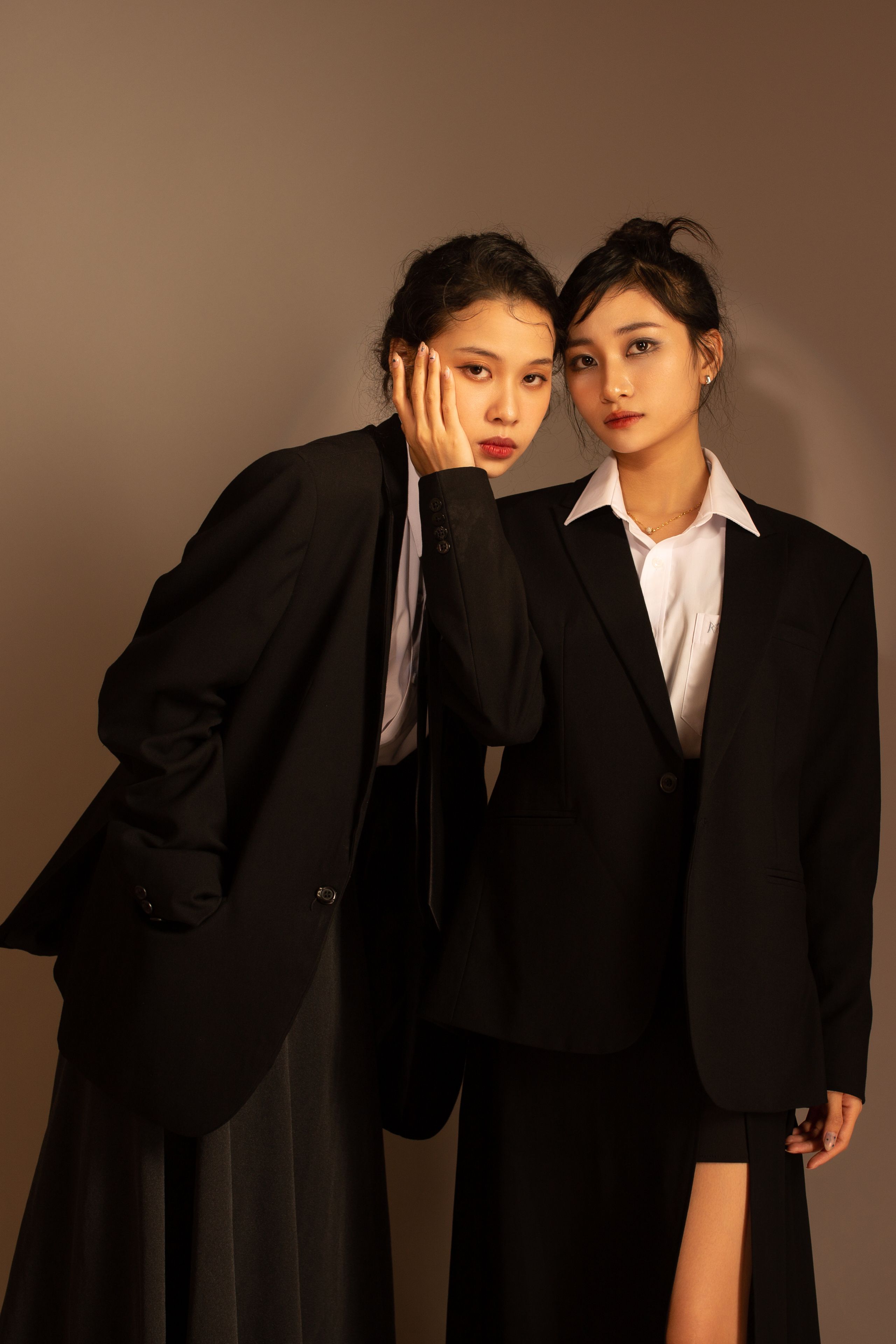 Multiracial women in elegant formal outfits · Free Stock Photo