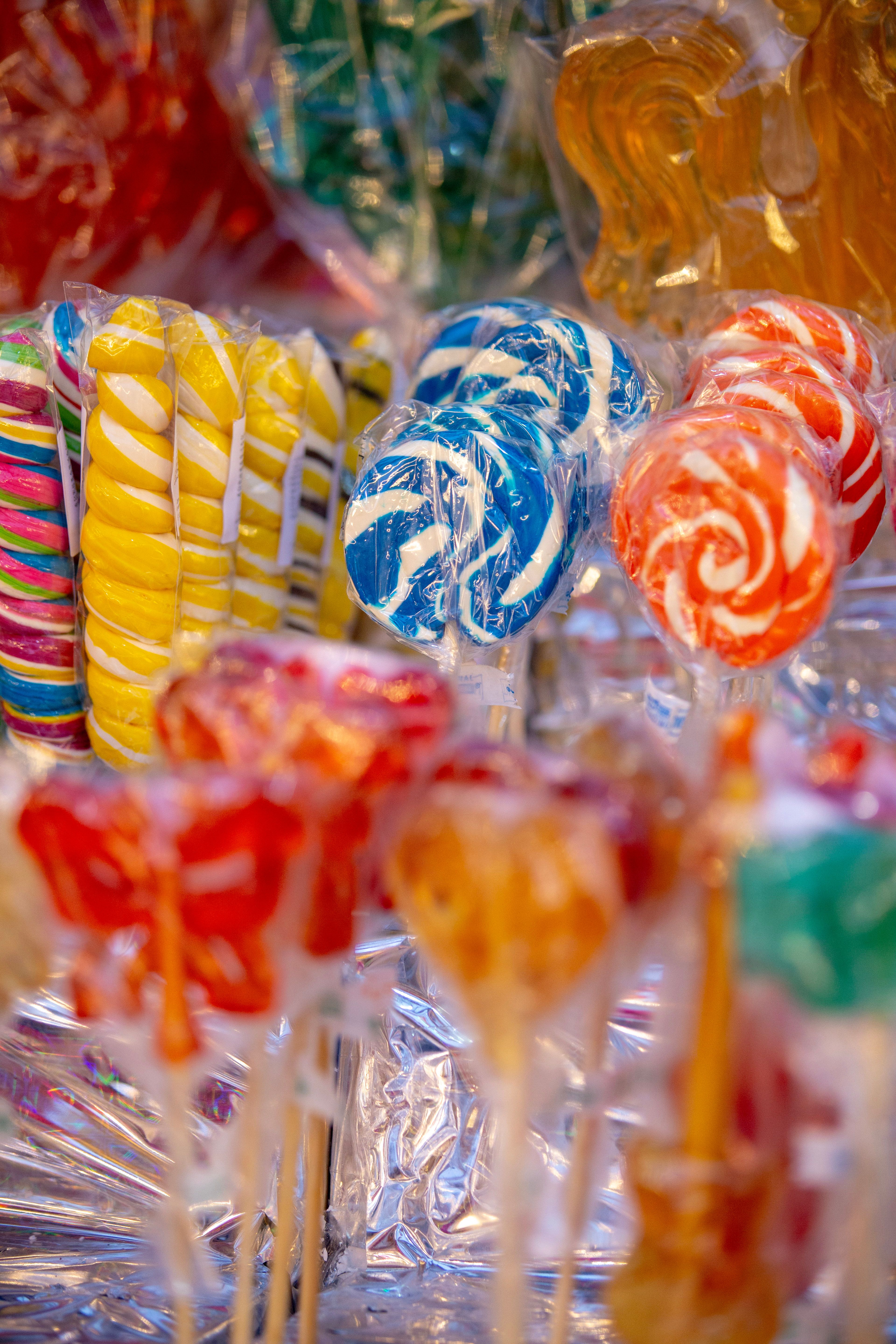 A display of lollipops and other candy · Free Stock Photo