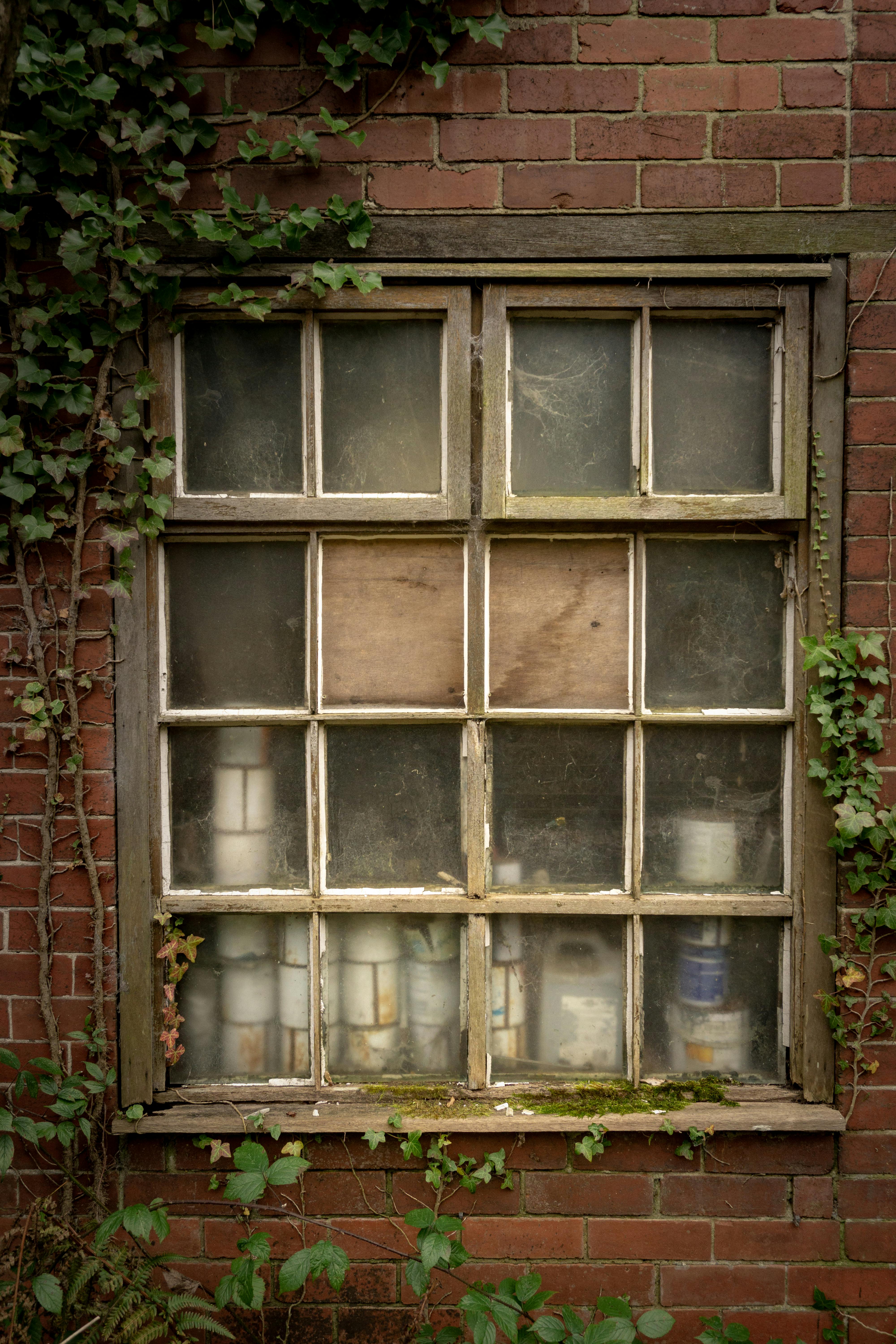 Distressed House Images Photos, Download The BEST Free Distressed House ...