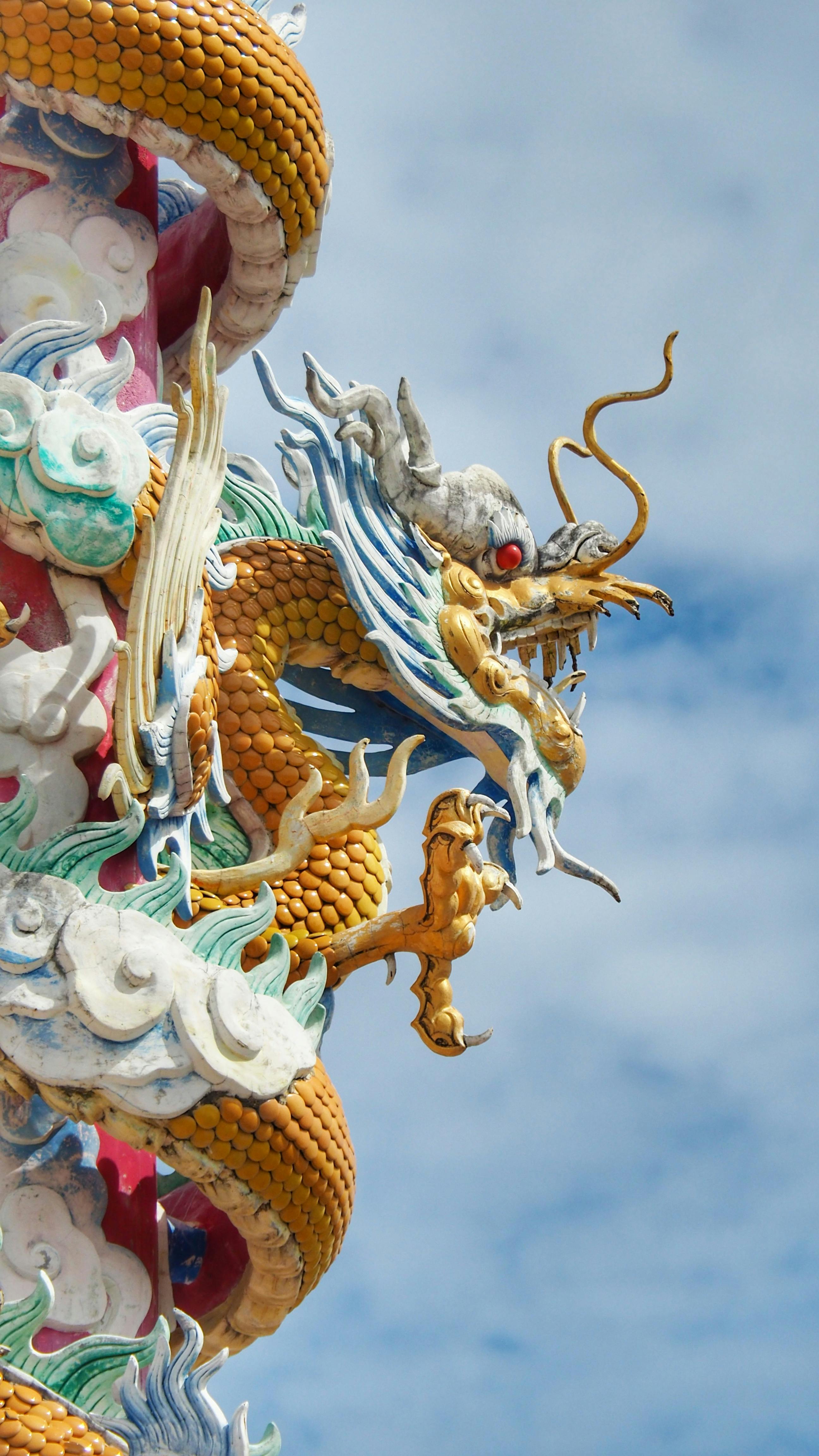 Gray Dragon Statue · Free Stock Photo