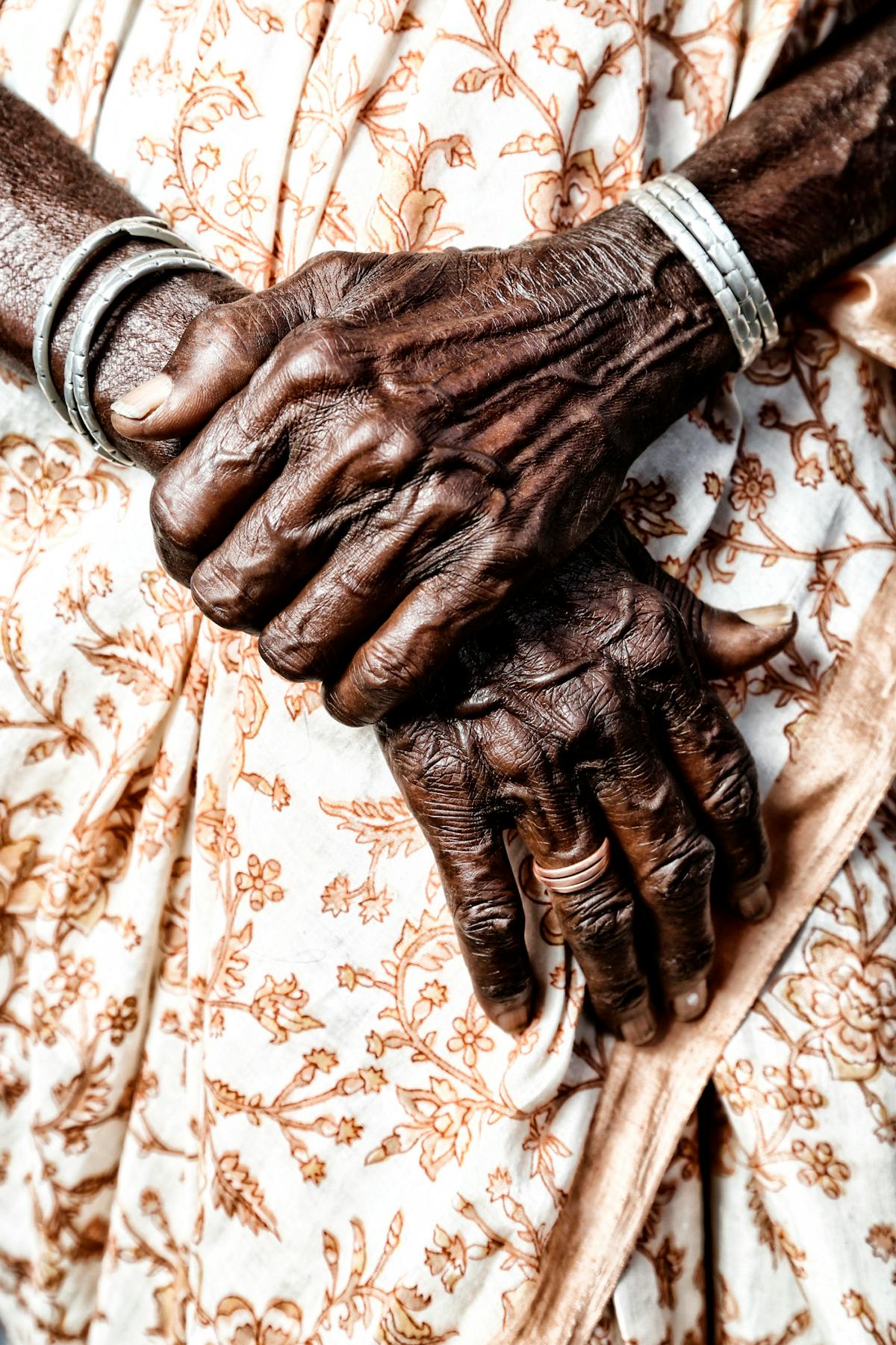 Veiny Hands Photos, Download The BEST Free Veiny Hands Stock Photos ...