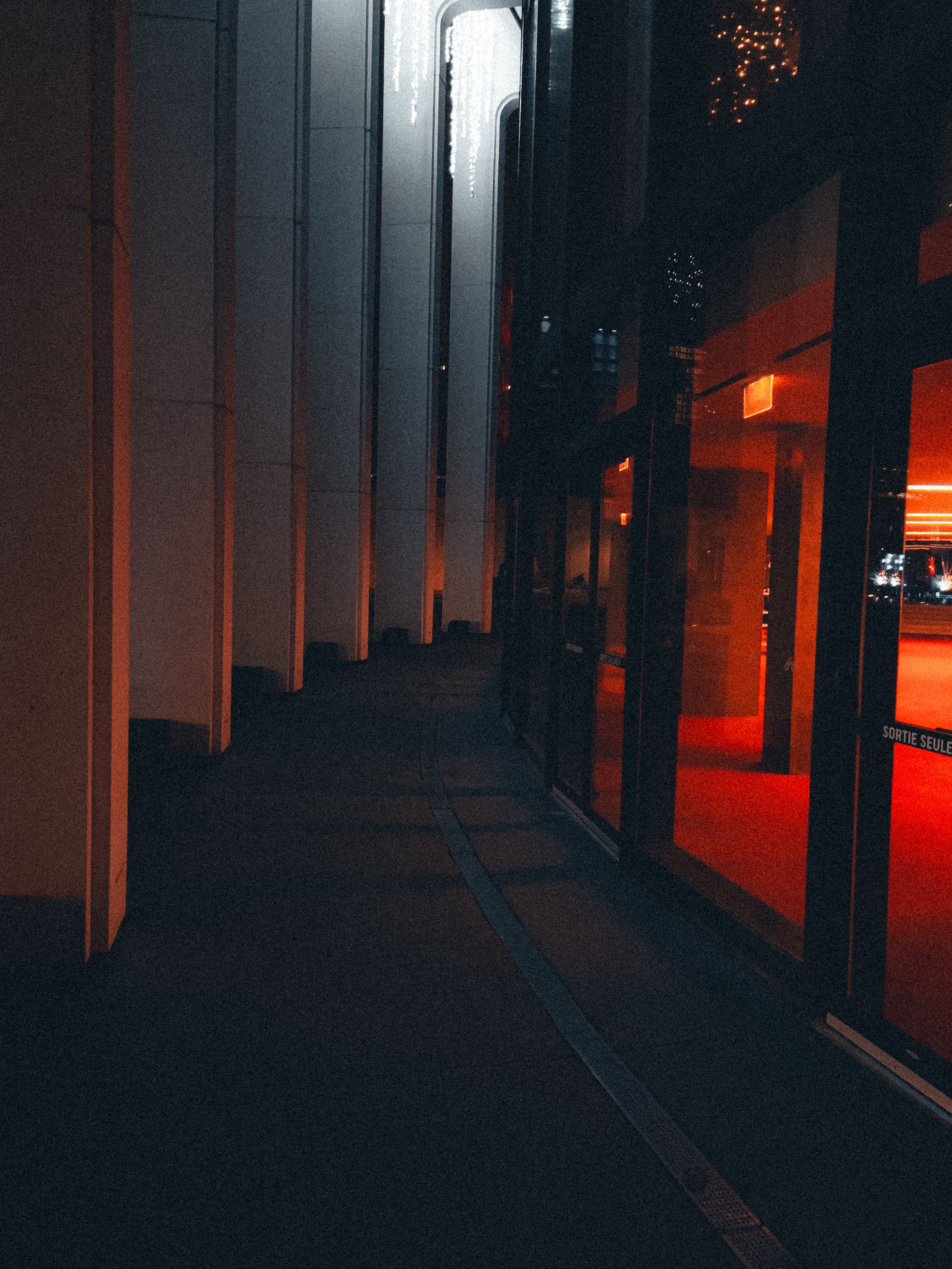 Modern Architecture Arcade · Free Stock Photo