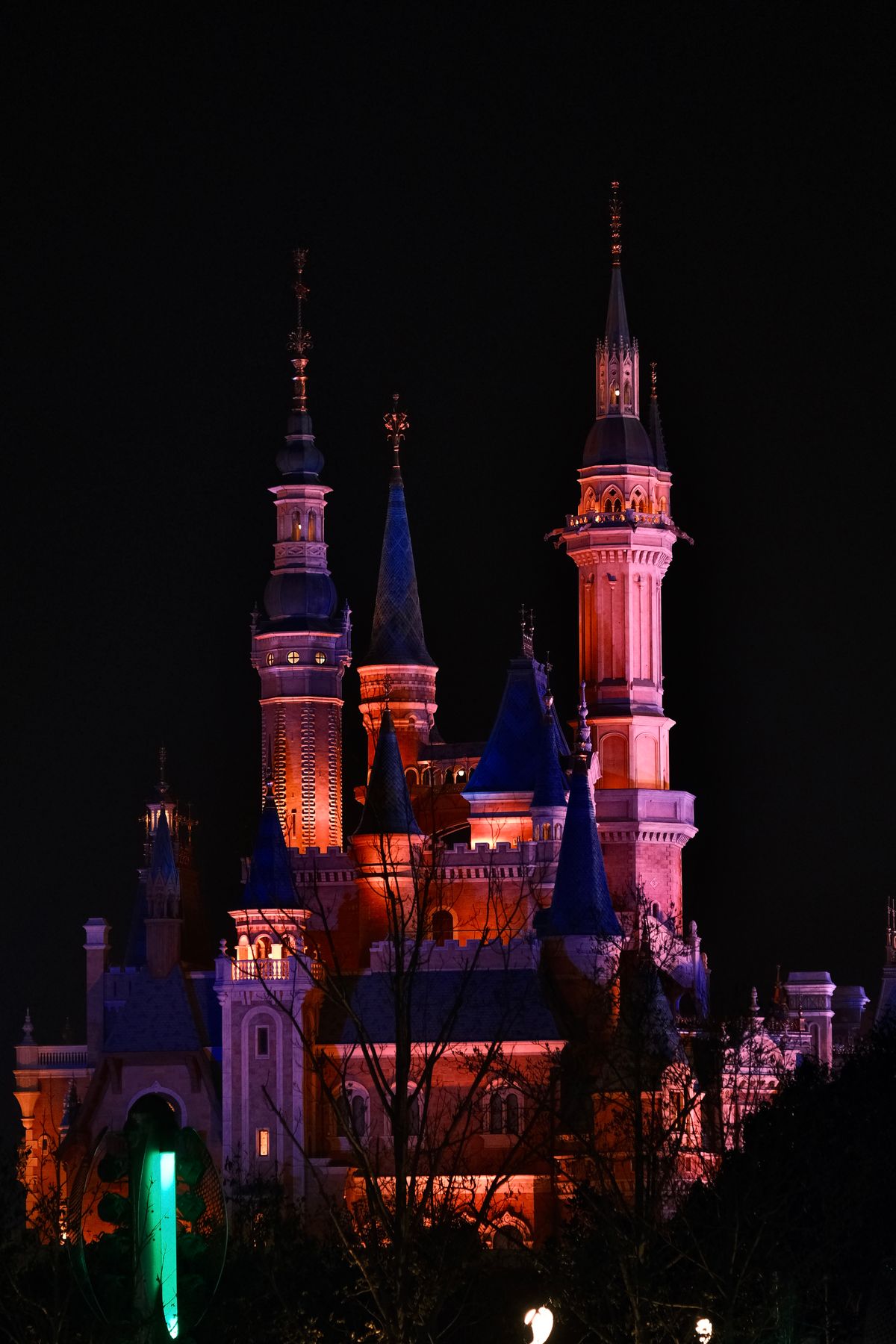 Castle Night Wallpaper Photos, Download The BEST Free Castle Night ...