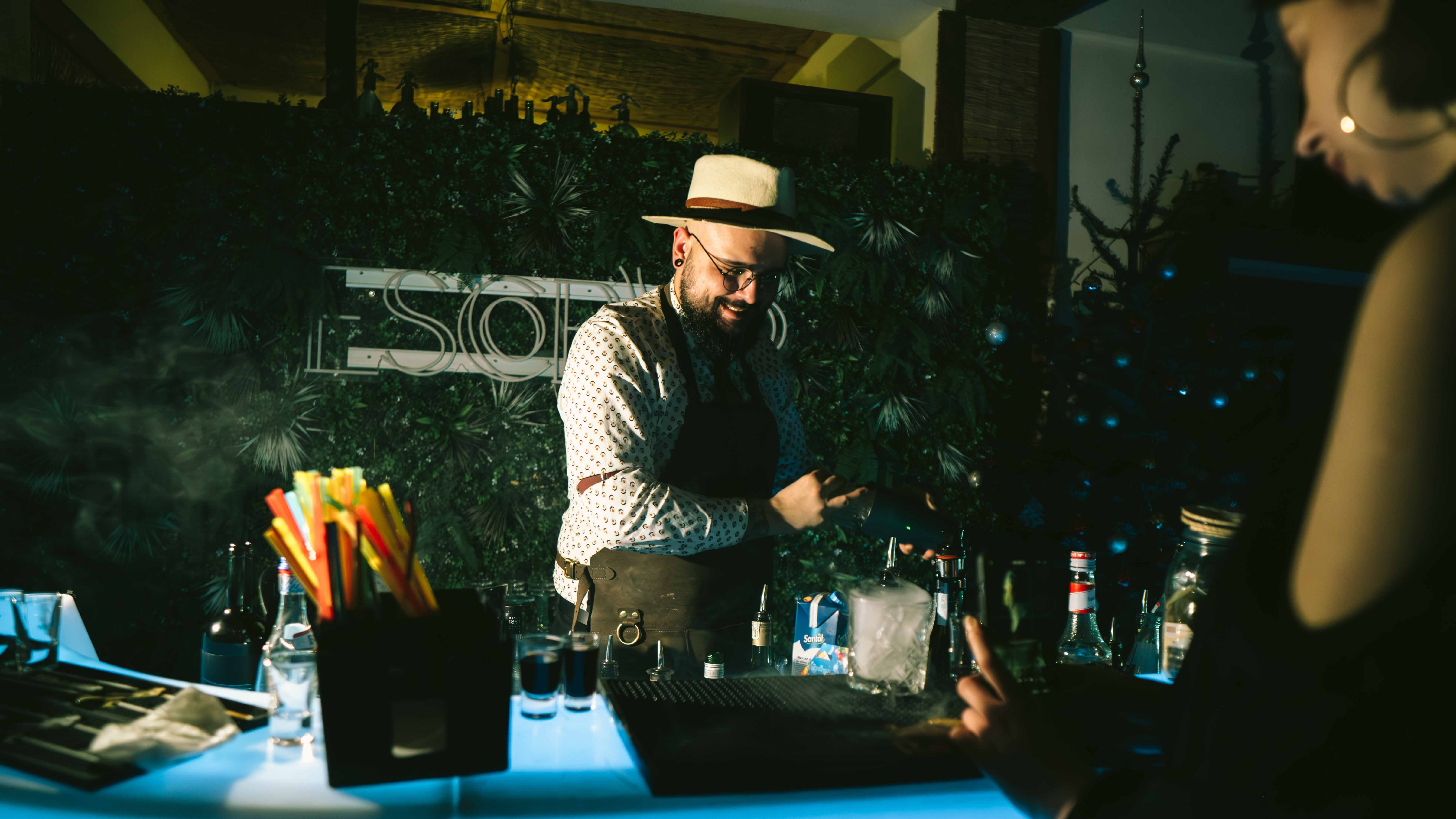 Foto de stock gratuita sobre alcohol, bar, barman, club nocturno ...