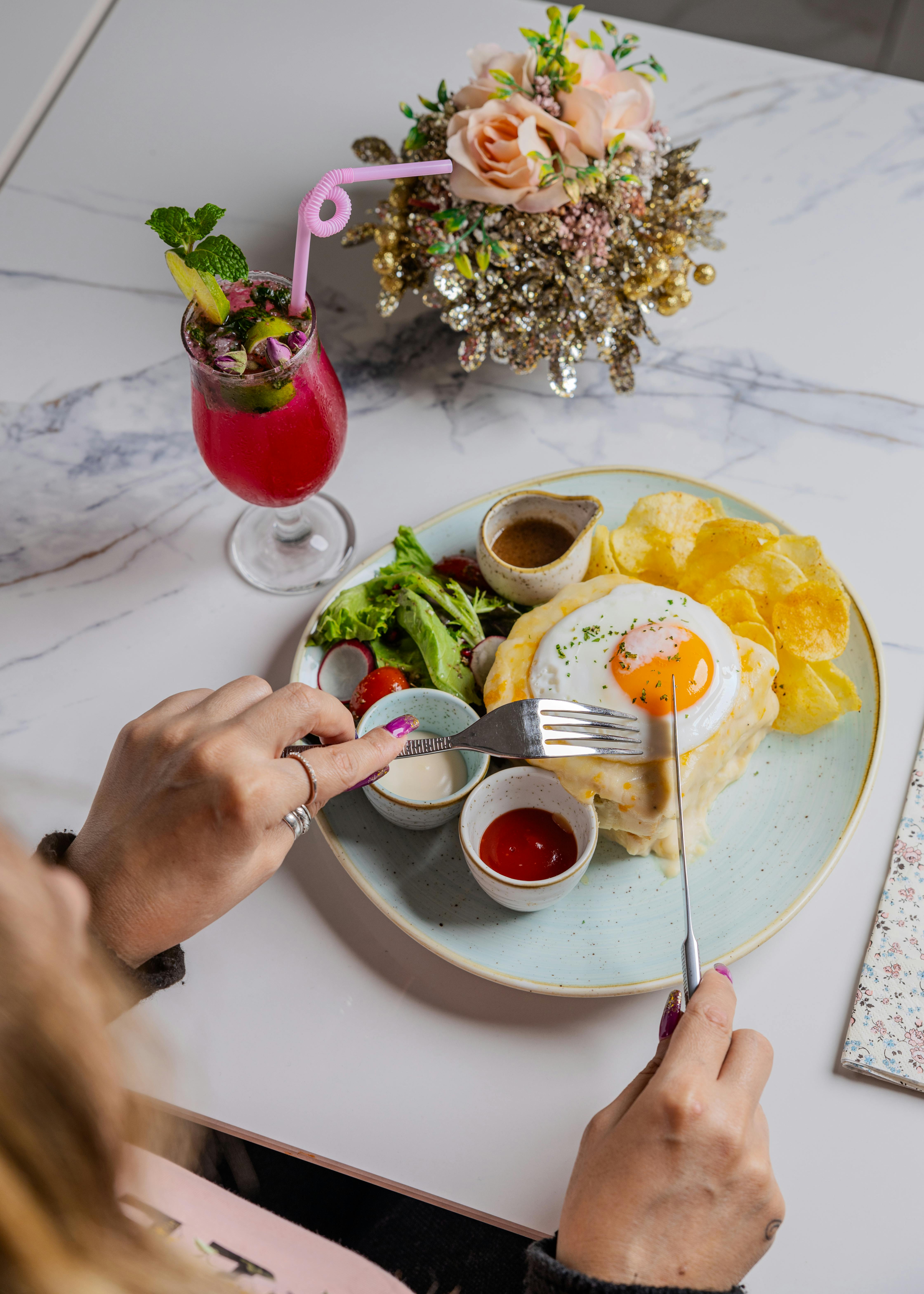 Money Plate Photos, Download The BEST Free Money Plate Stock Photos ...