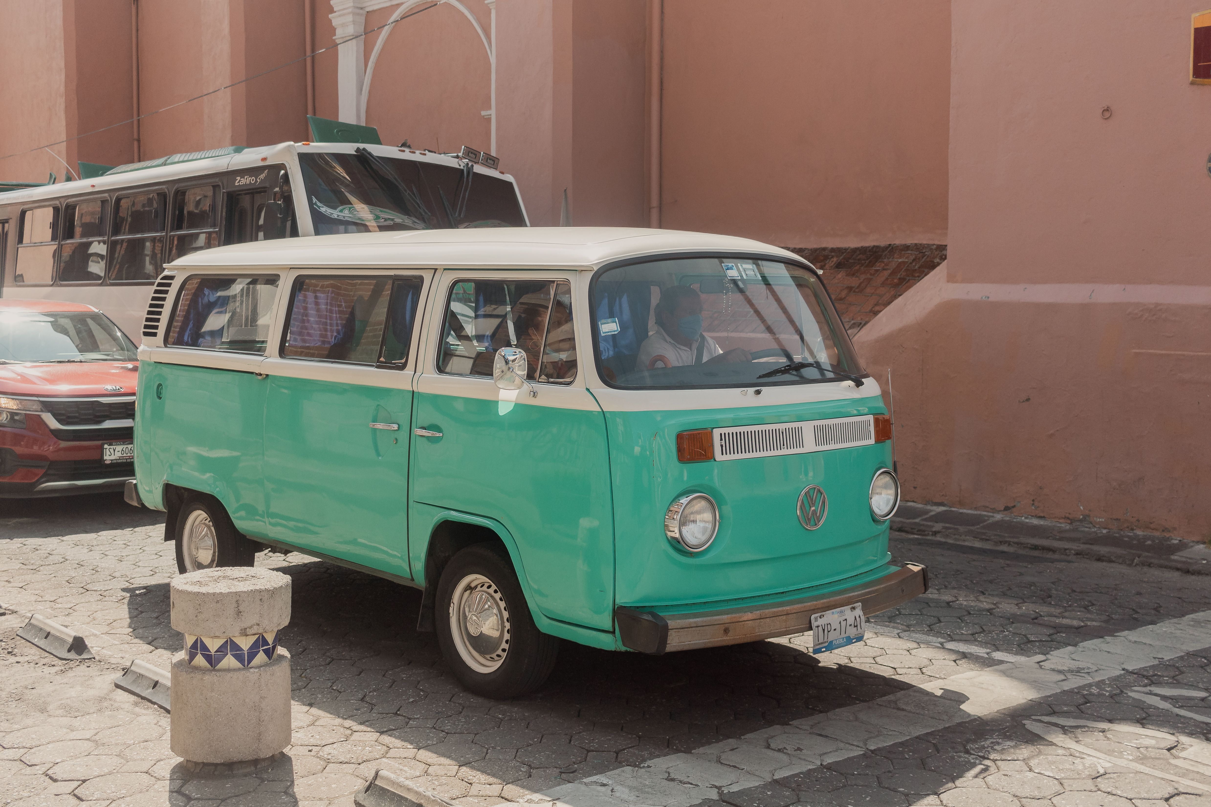 Light Green Volkswagen Type 2 · Free Stock Photo