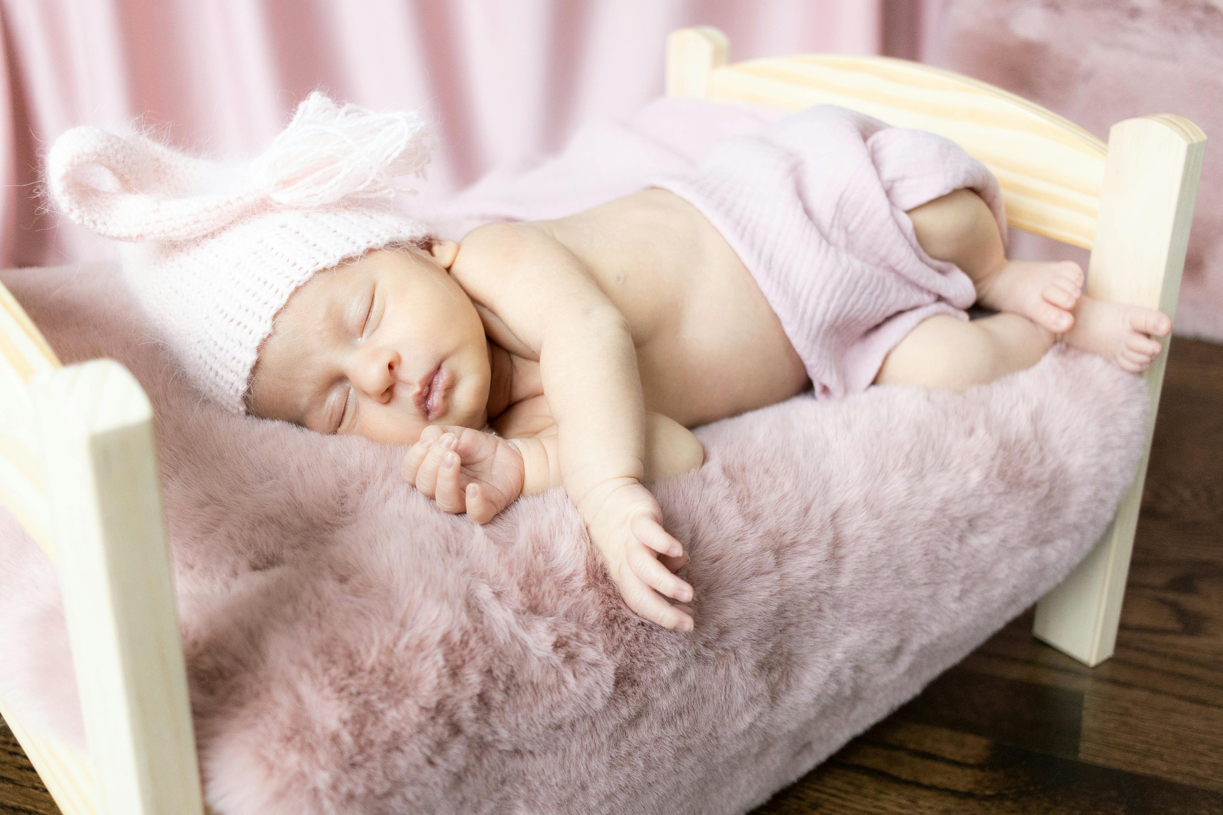Baby Sleeping Picture Photos, Download The BEST Free Baby Sleeping ...