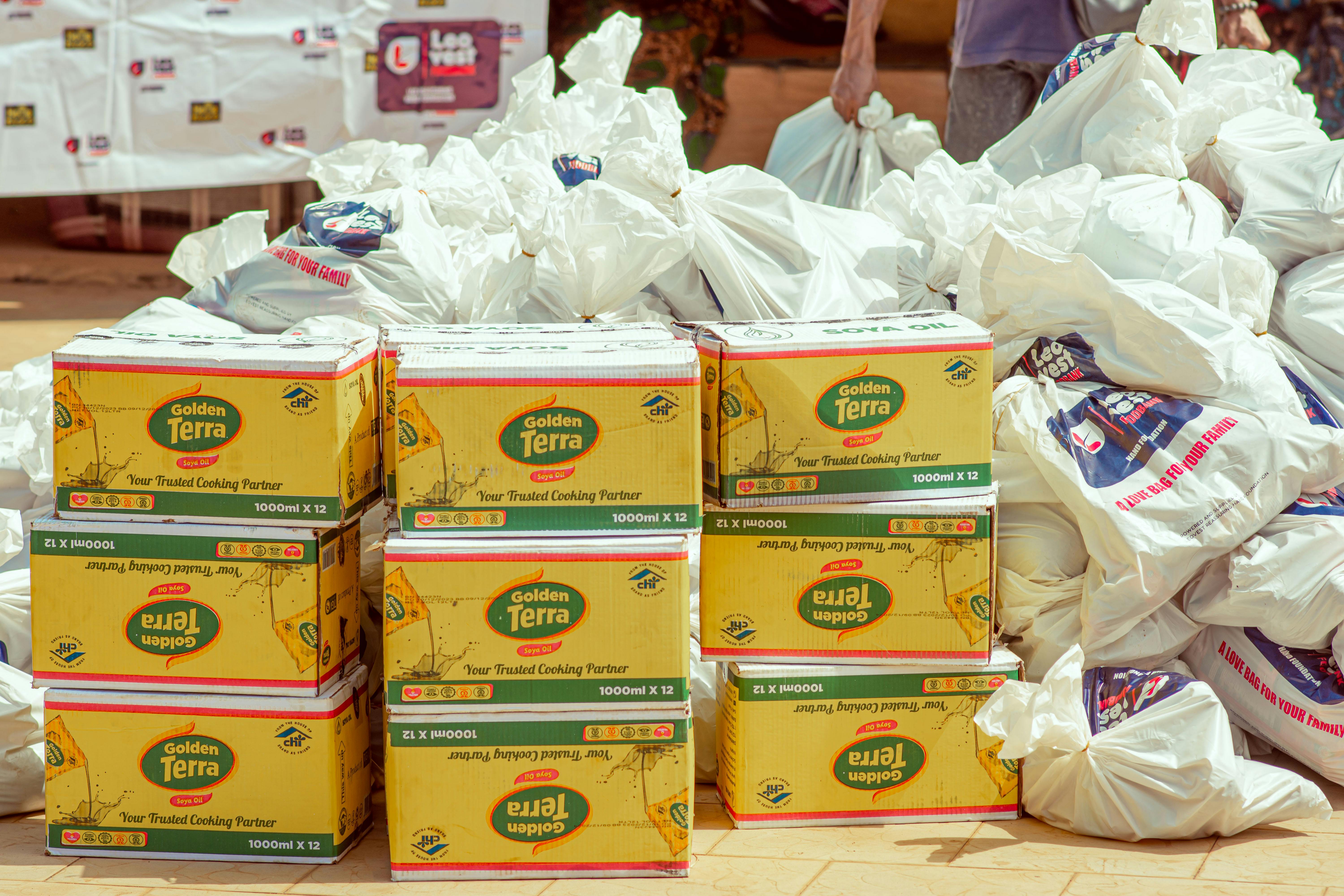 Full Coverage Foundation Photos, Download The BEST Free Full Coverage ...