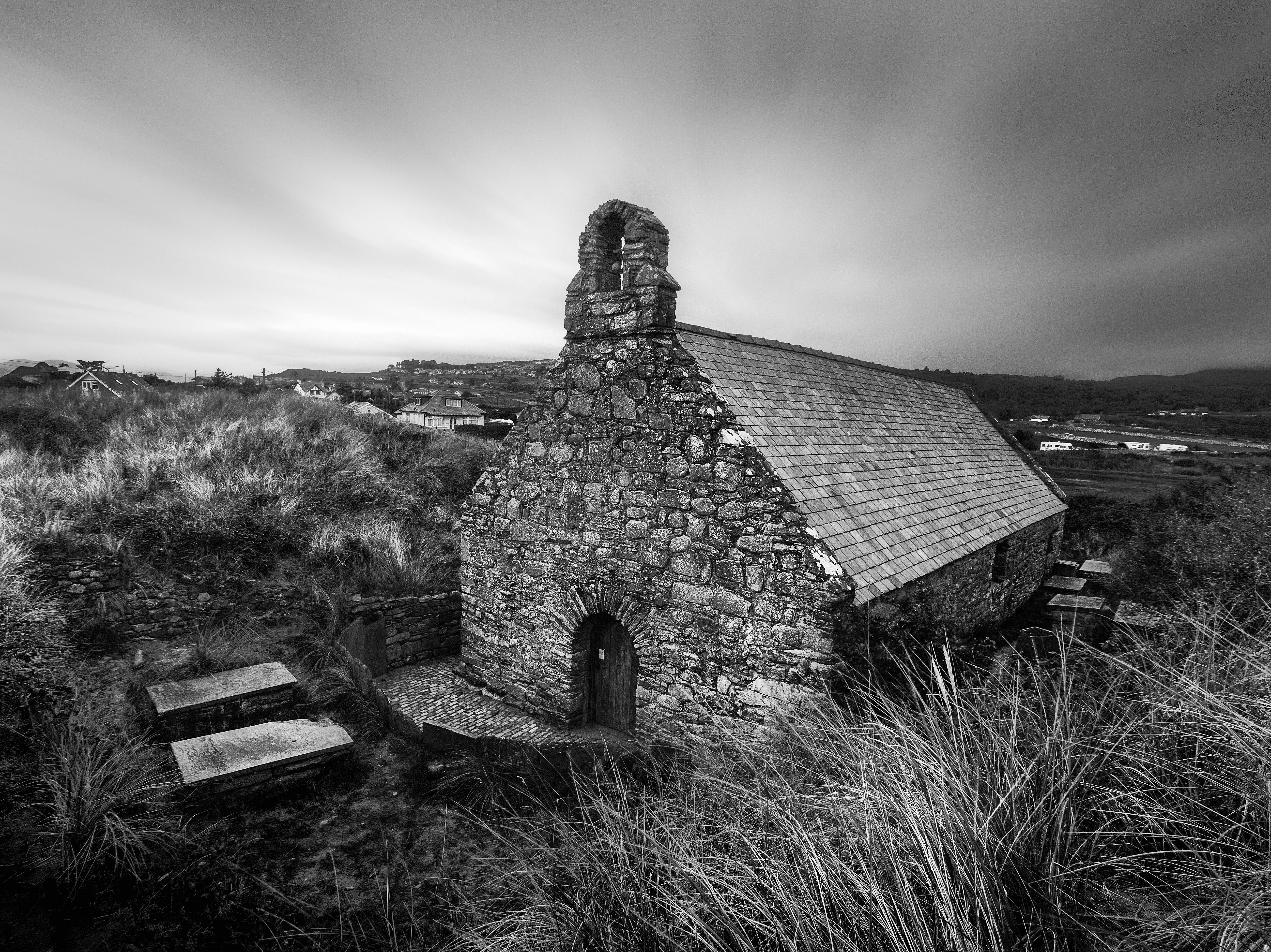 Stone Church in Countryside · Free Stock Photo