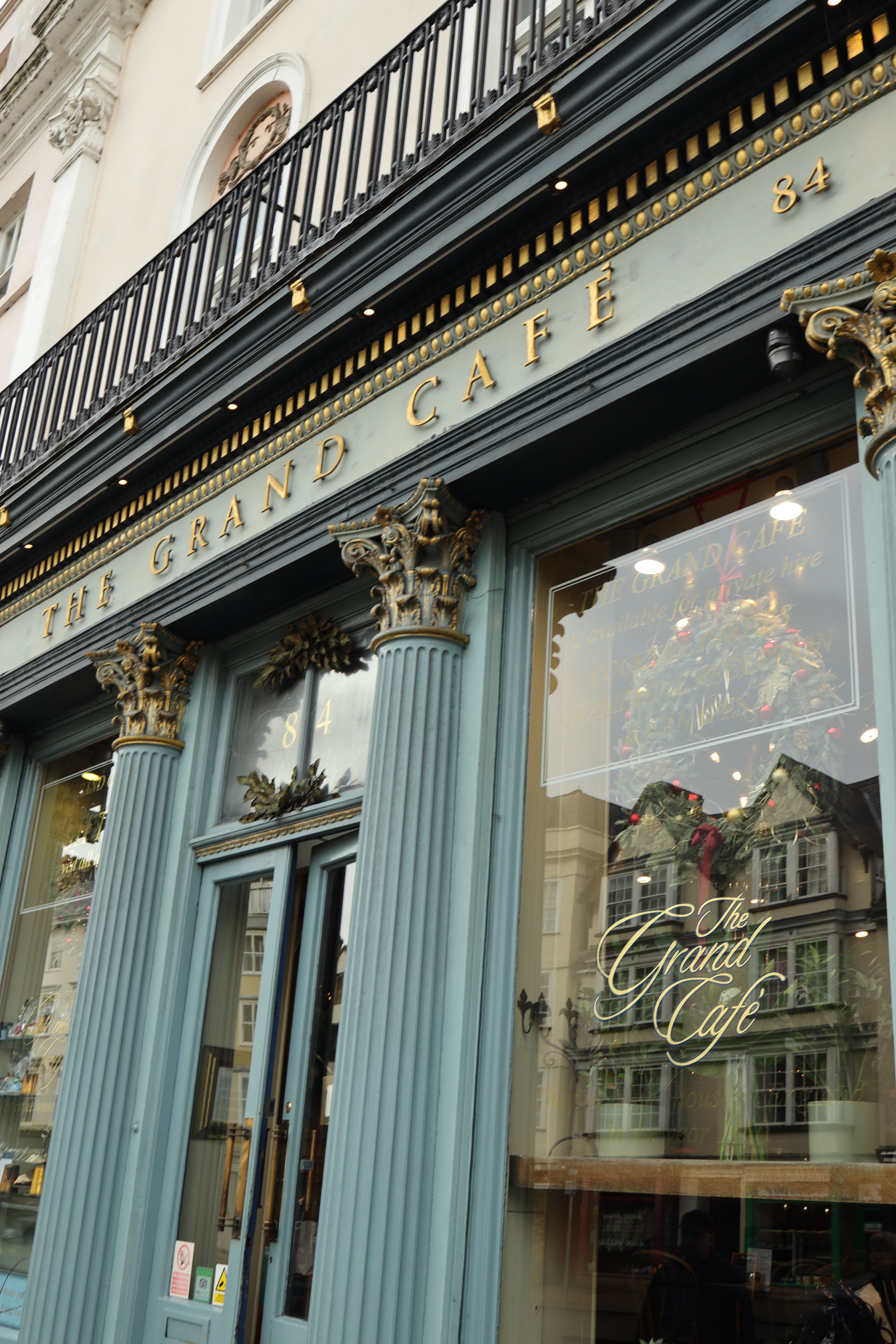Famous Cafe Entrance, The Grand Cafe, Oxford, England · Free Stock Photo