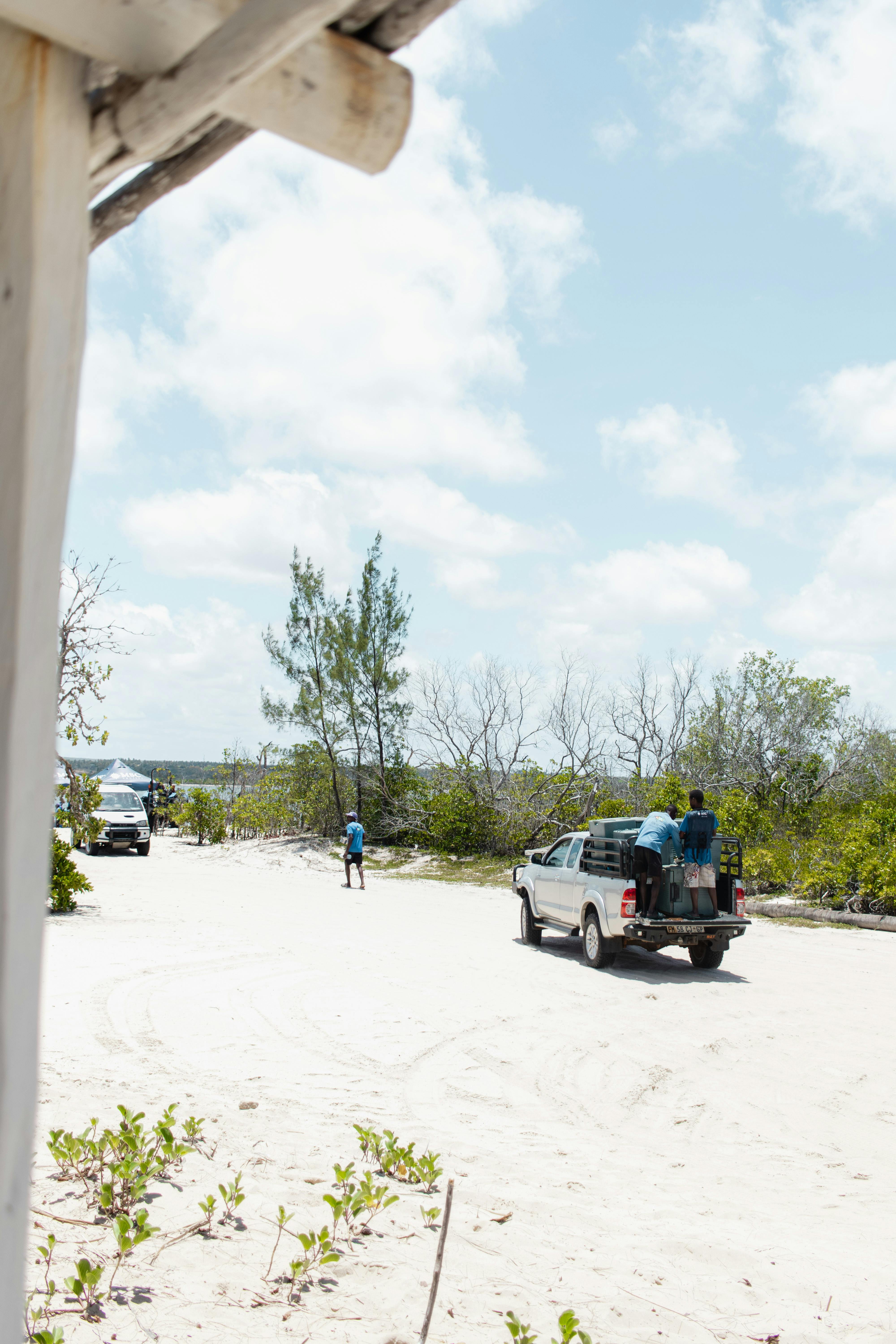 GMC Pick Up Track · Free Stock Photo