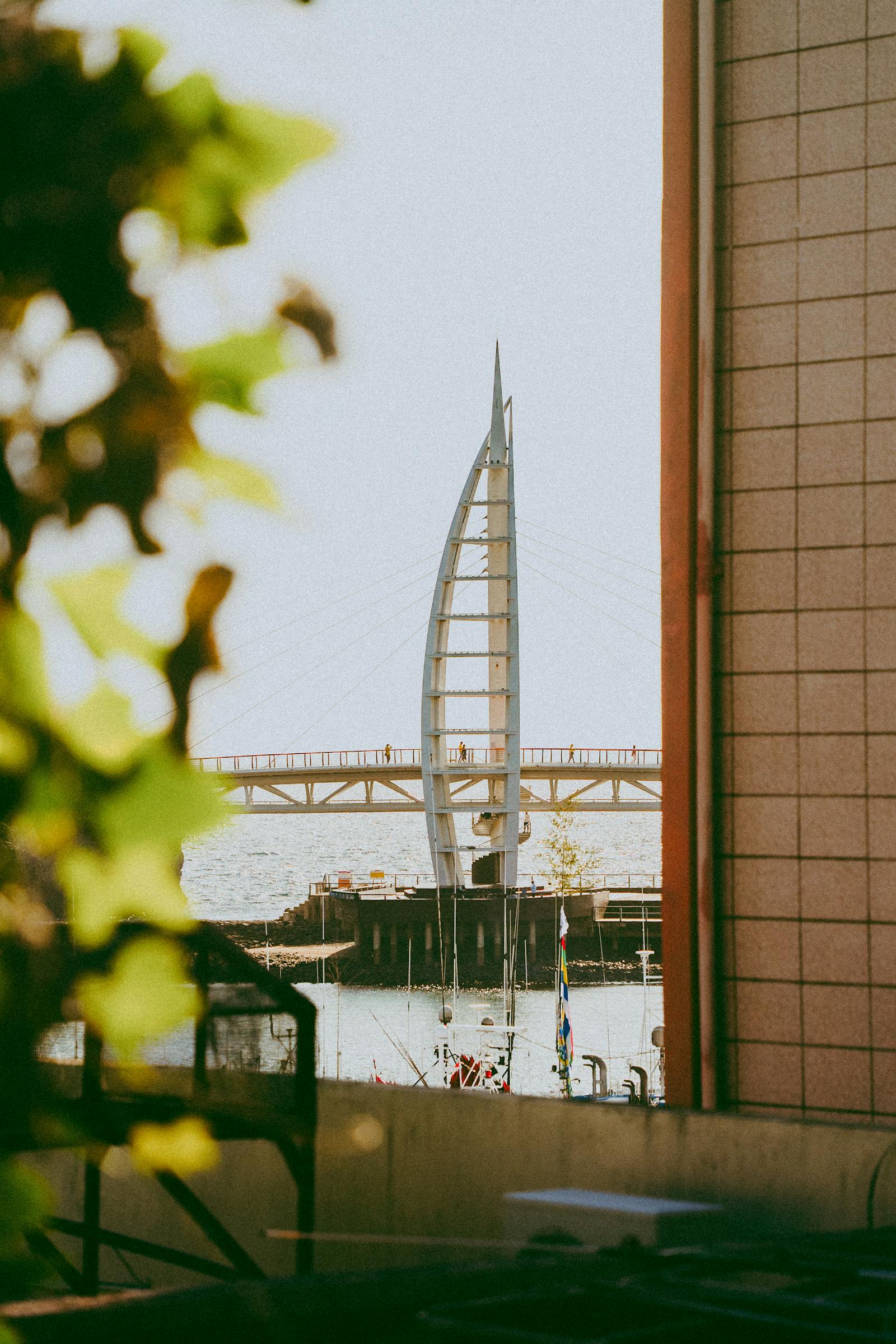 Pylon ไฟล์ Photos, Download The BEST Free Pylon ไฟล์ Stock Photos & HD ...