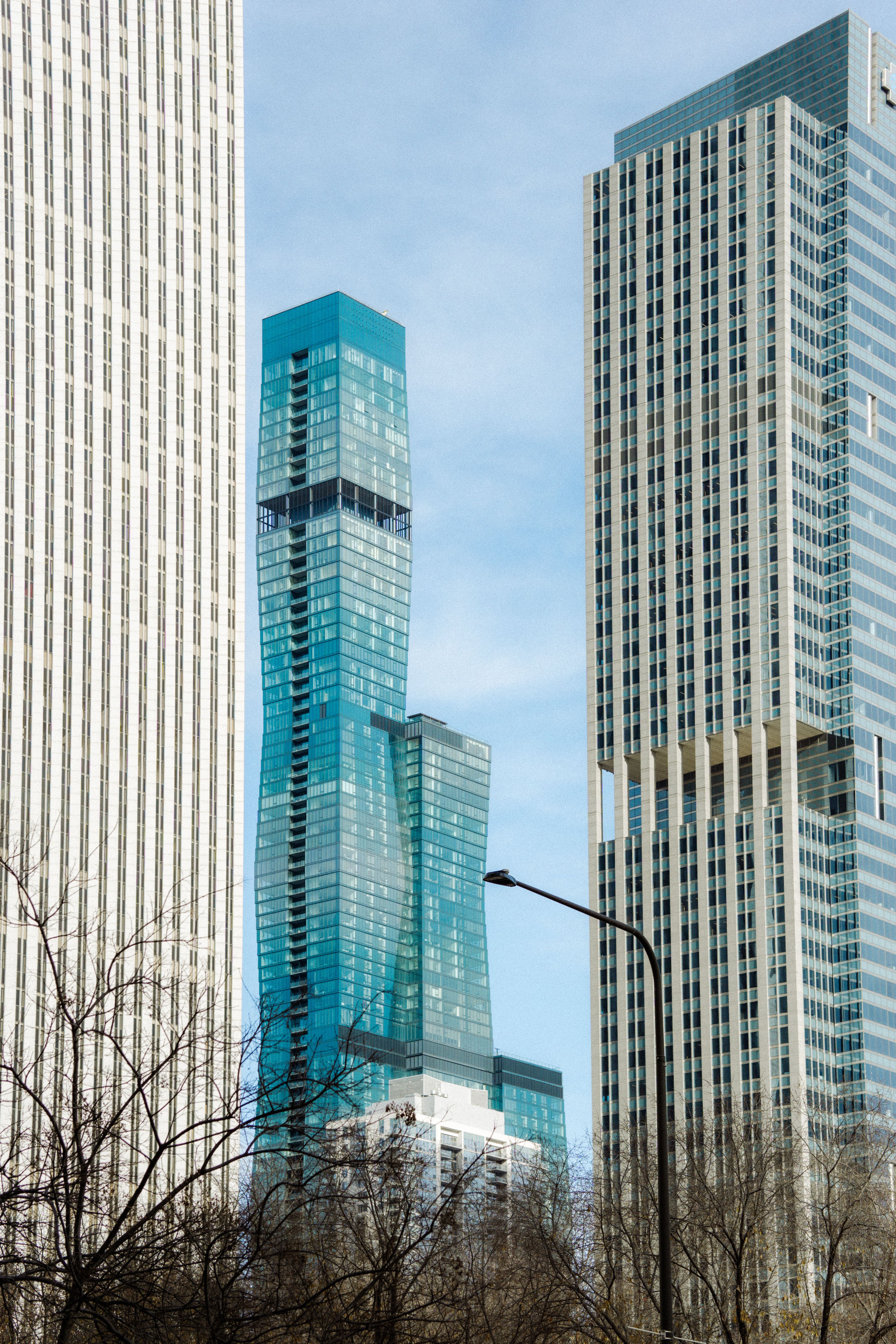 Modern Skyscrapers in Downtown Chicago, Illinois, USA · Free Stock Photo