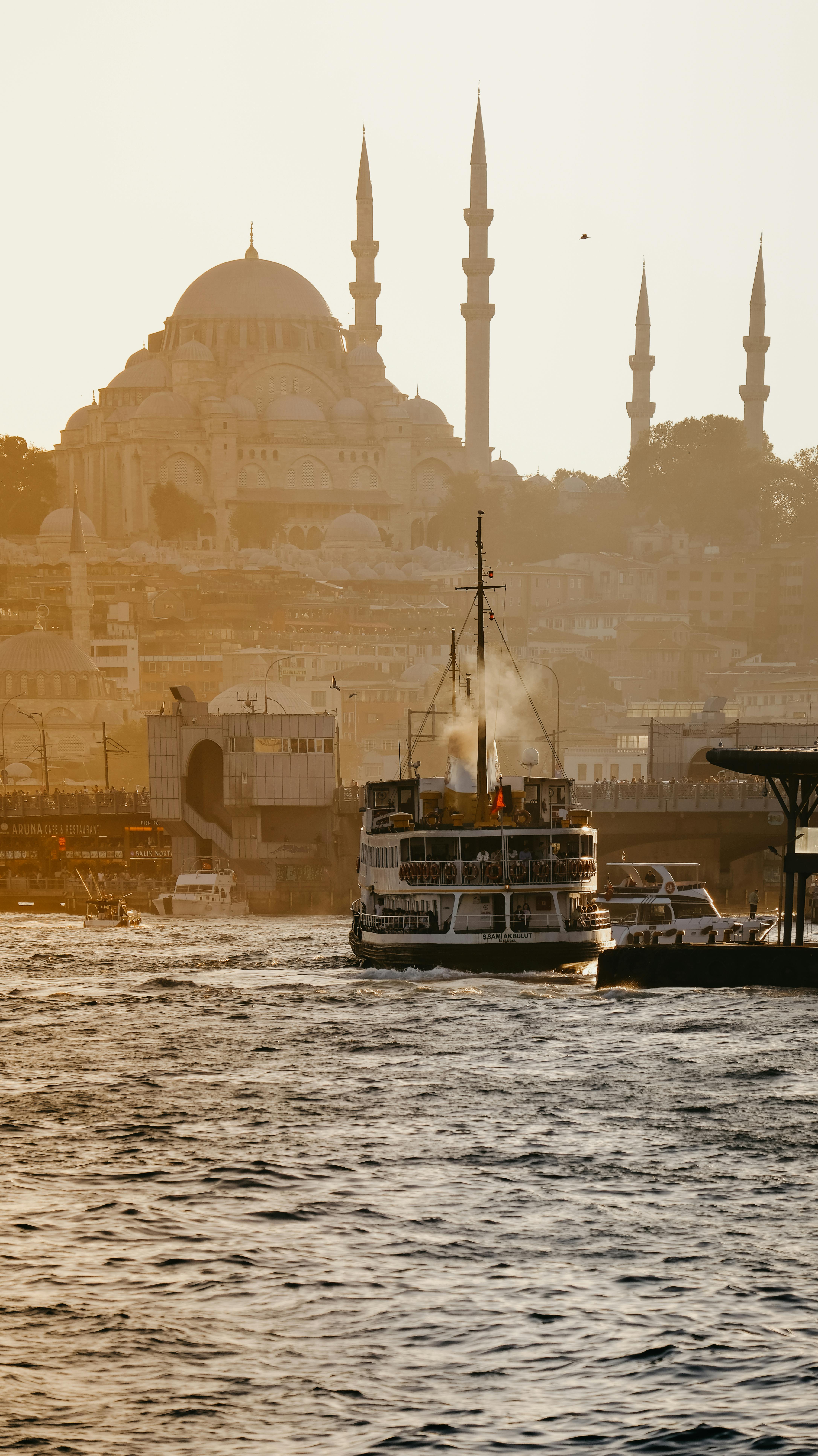 River and Silhouettes of Mosques in a Morning Light · Free Stock Photo