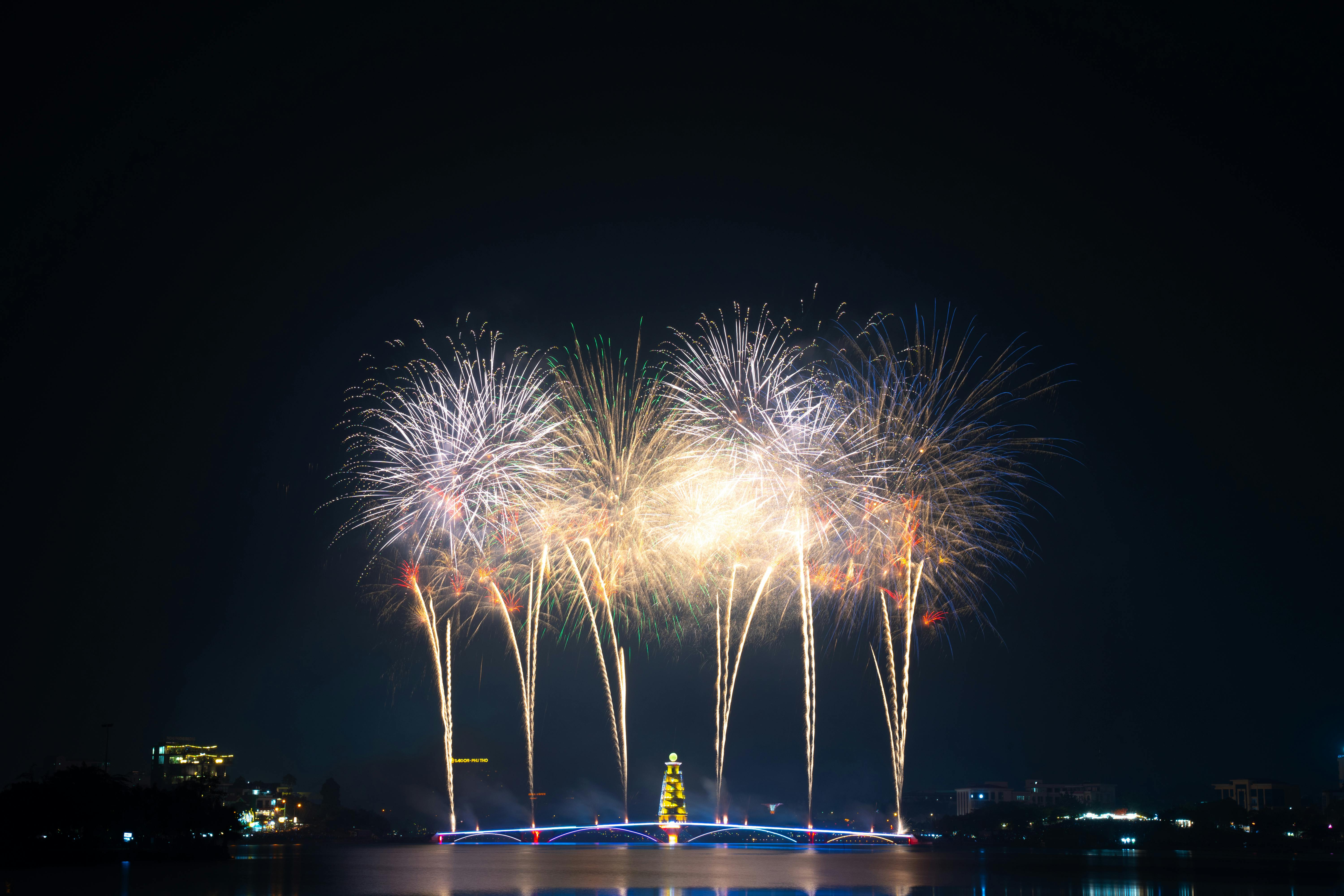 Fireworks Display over City · Free Stock Photo