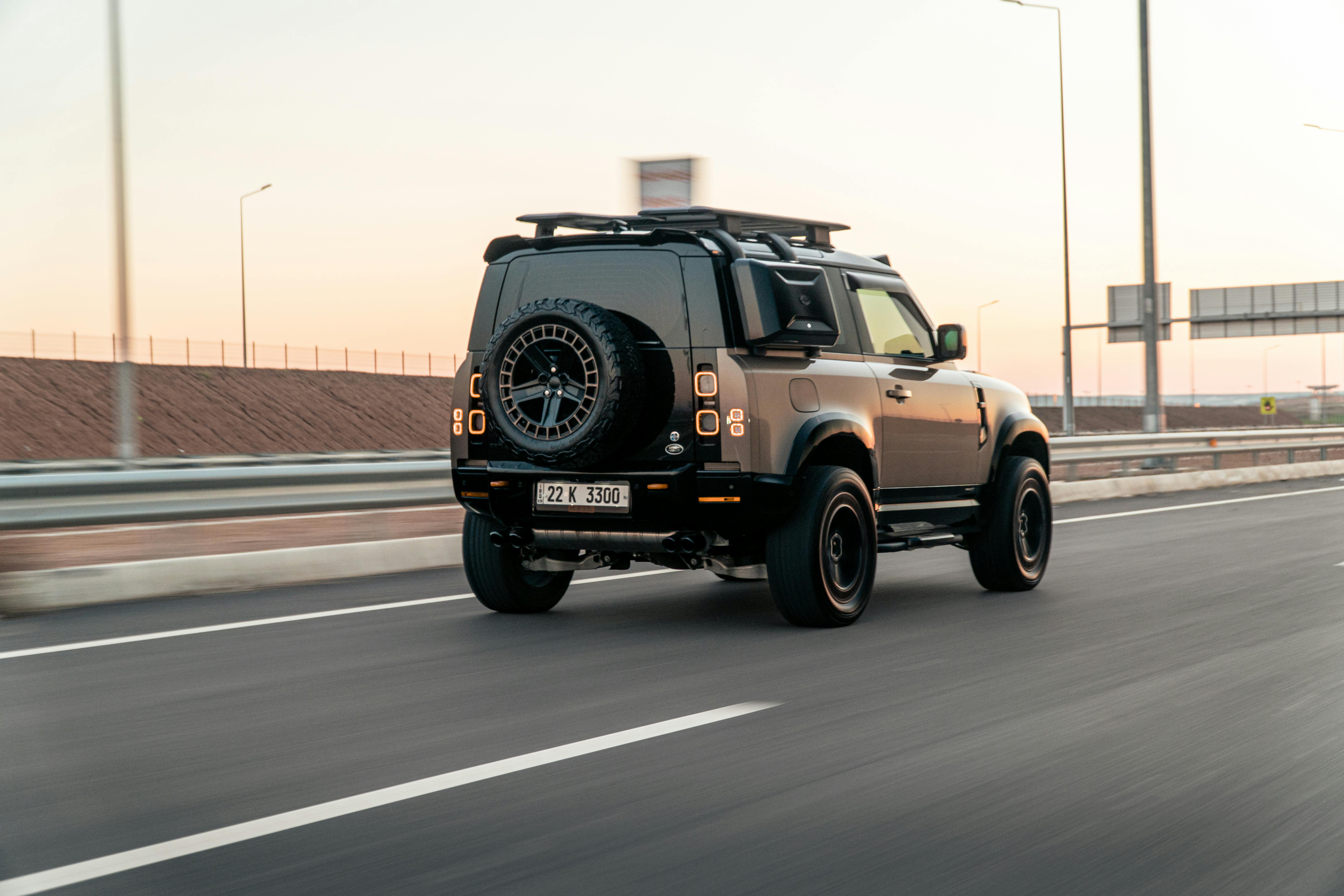 Land Rover Defender on the Street · Free Stock Photo