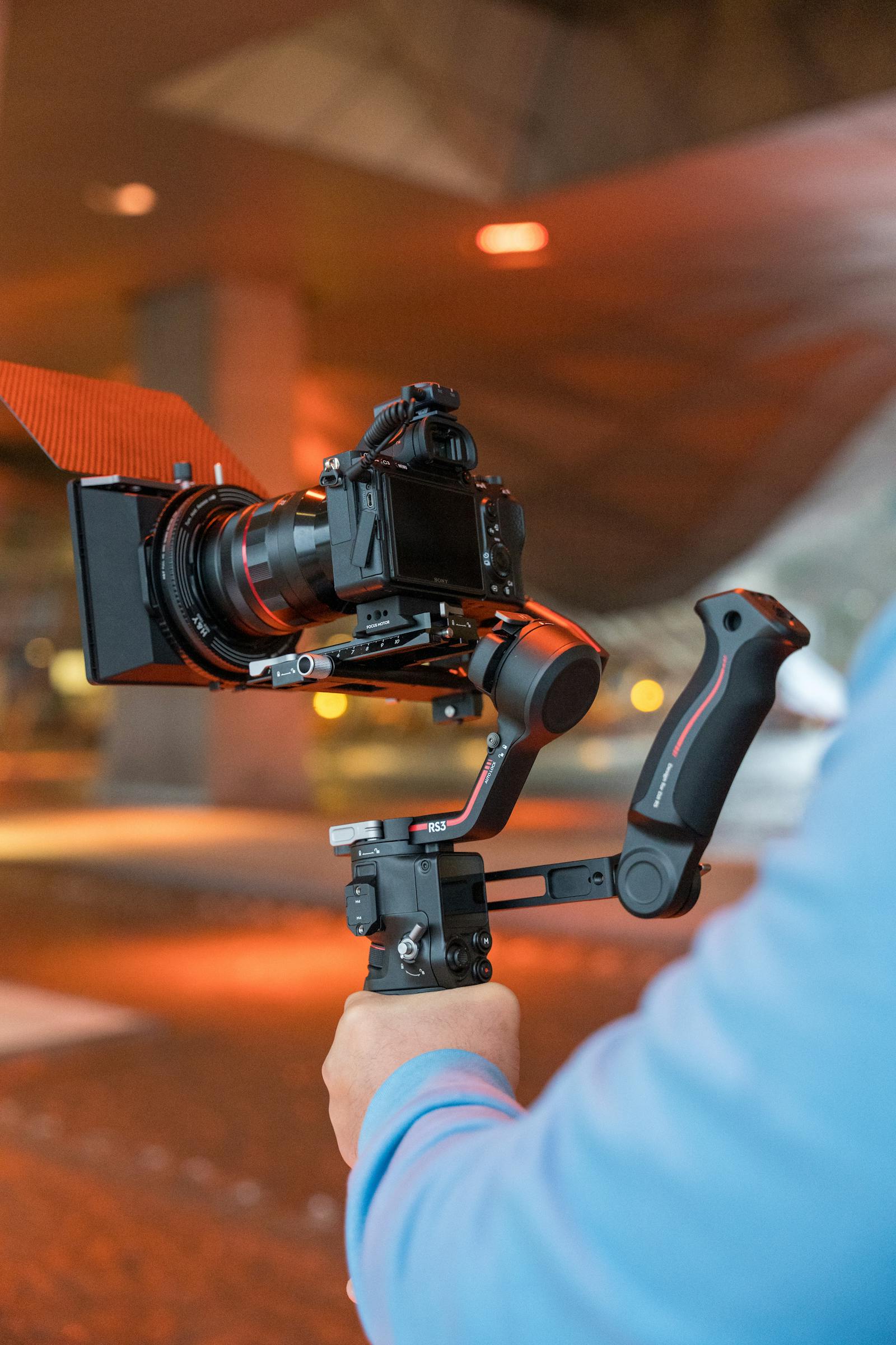 Holding Video Camera Photos, Download The BEST Free Holding Video ...