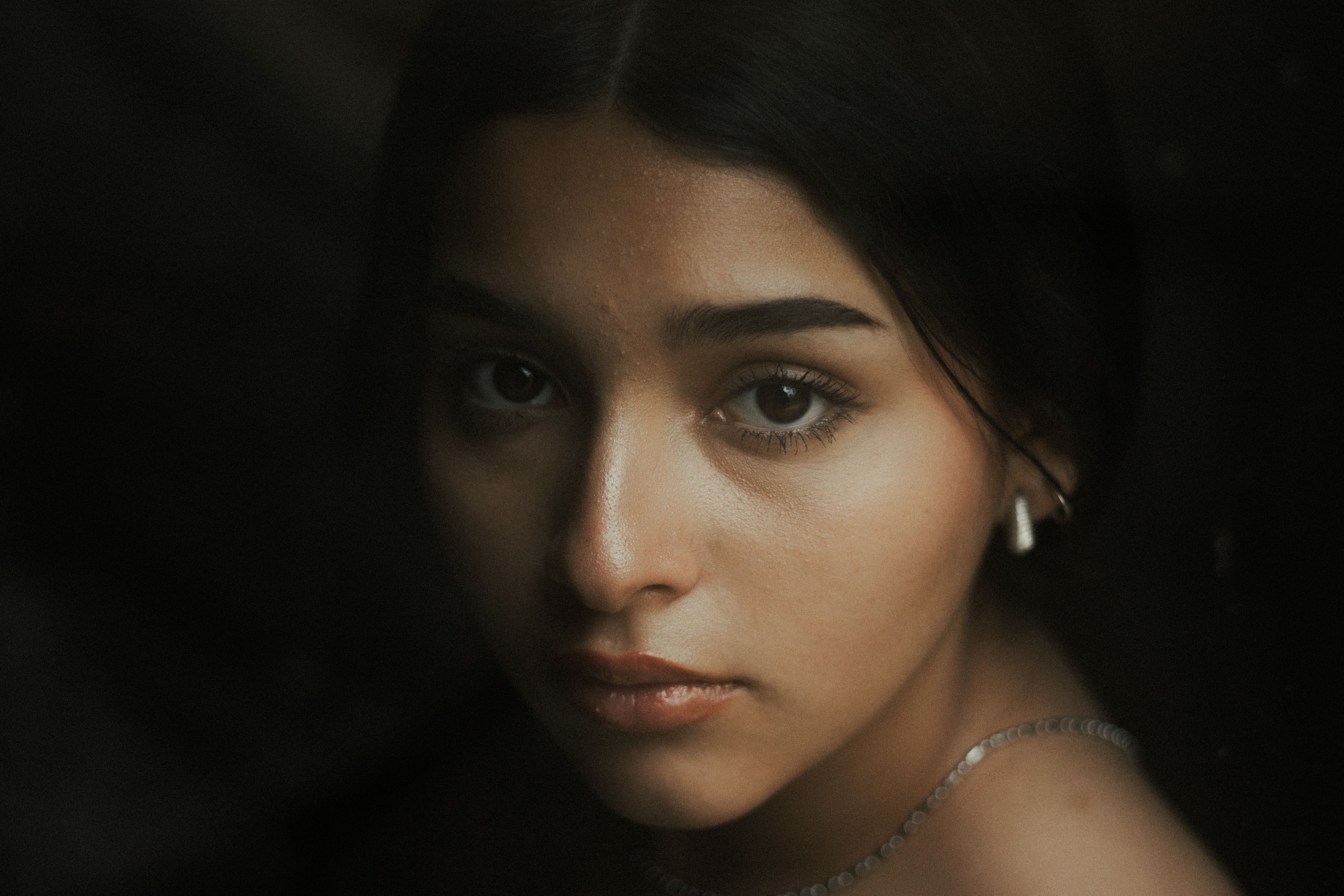 Photo gratuite de à l'intérieur, artistique, beauté, beauté féminine ...