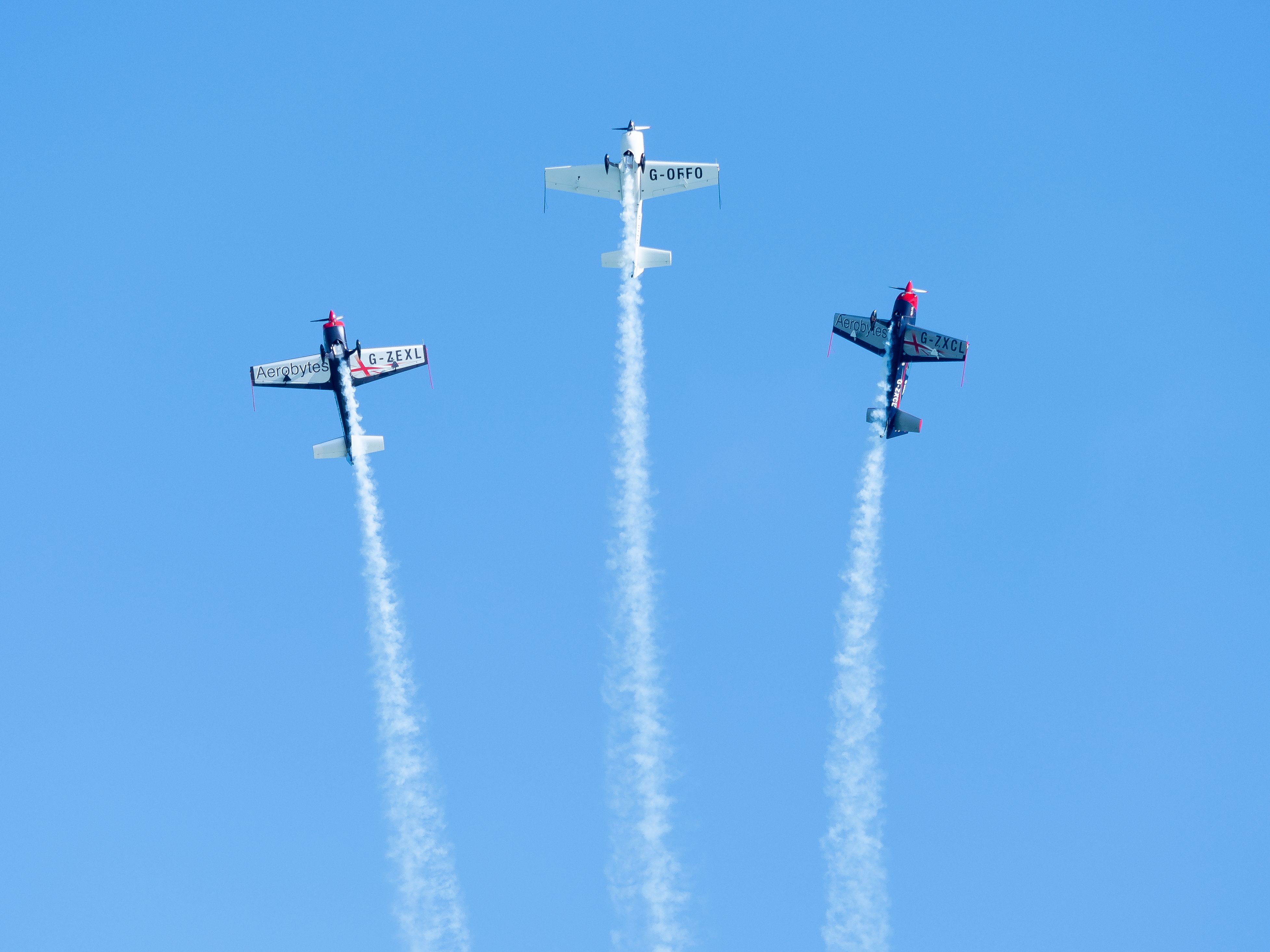 Three Planes Photos, Download The BEST Free Three Planes Stock Photos ...