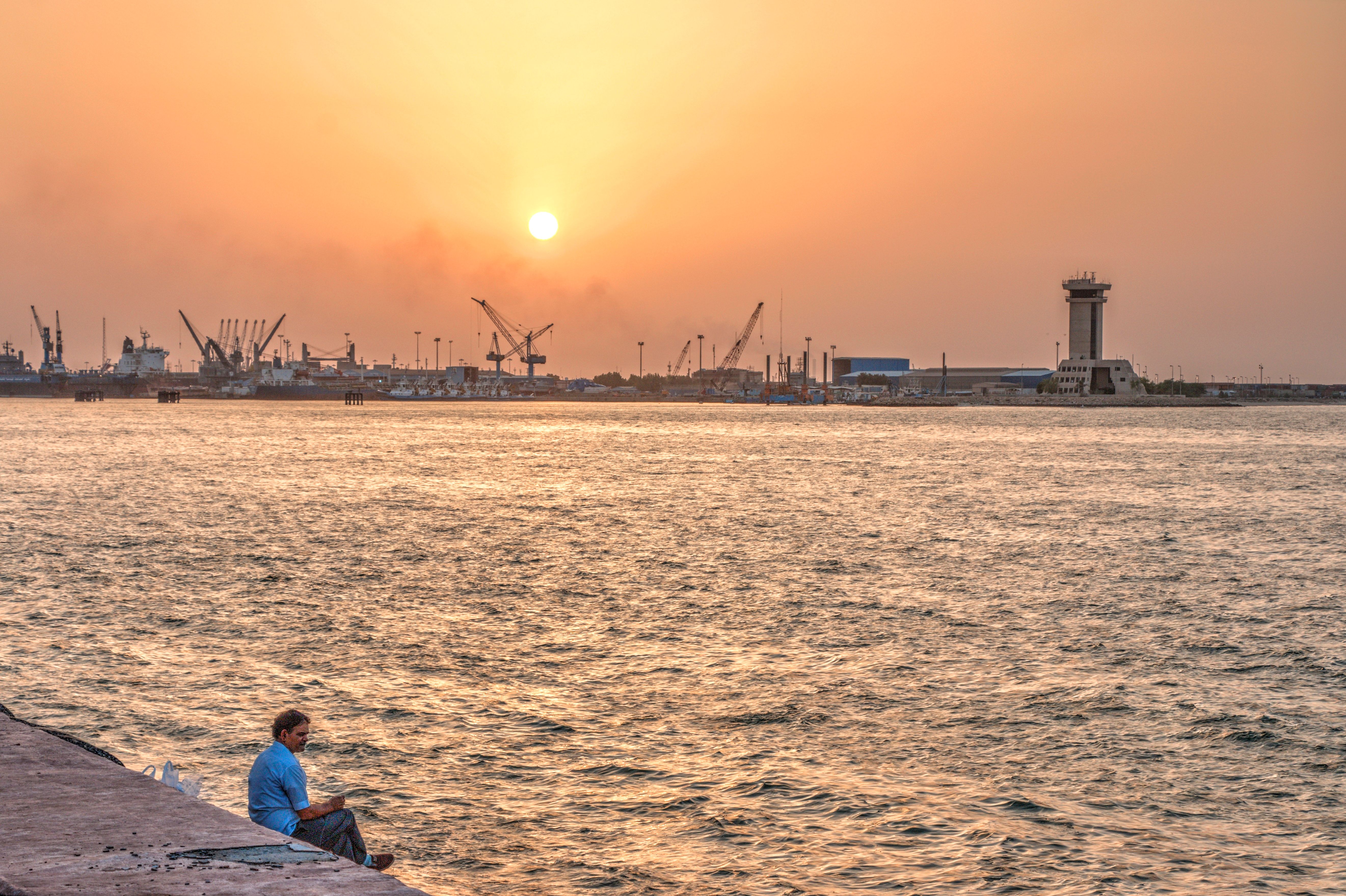 Harbor at Dawn · Free Stock Photo