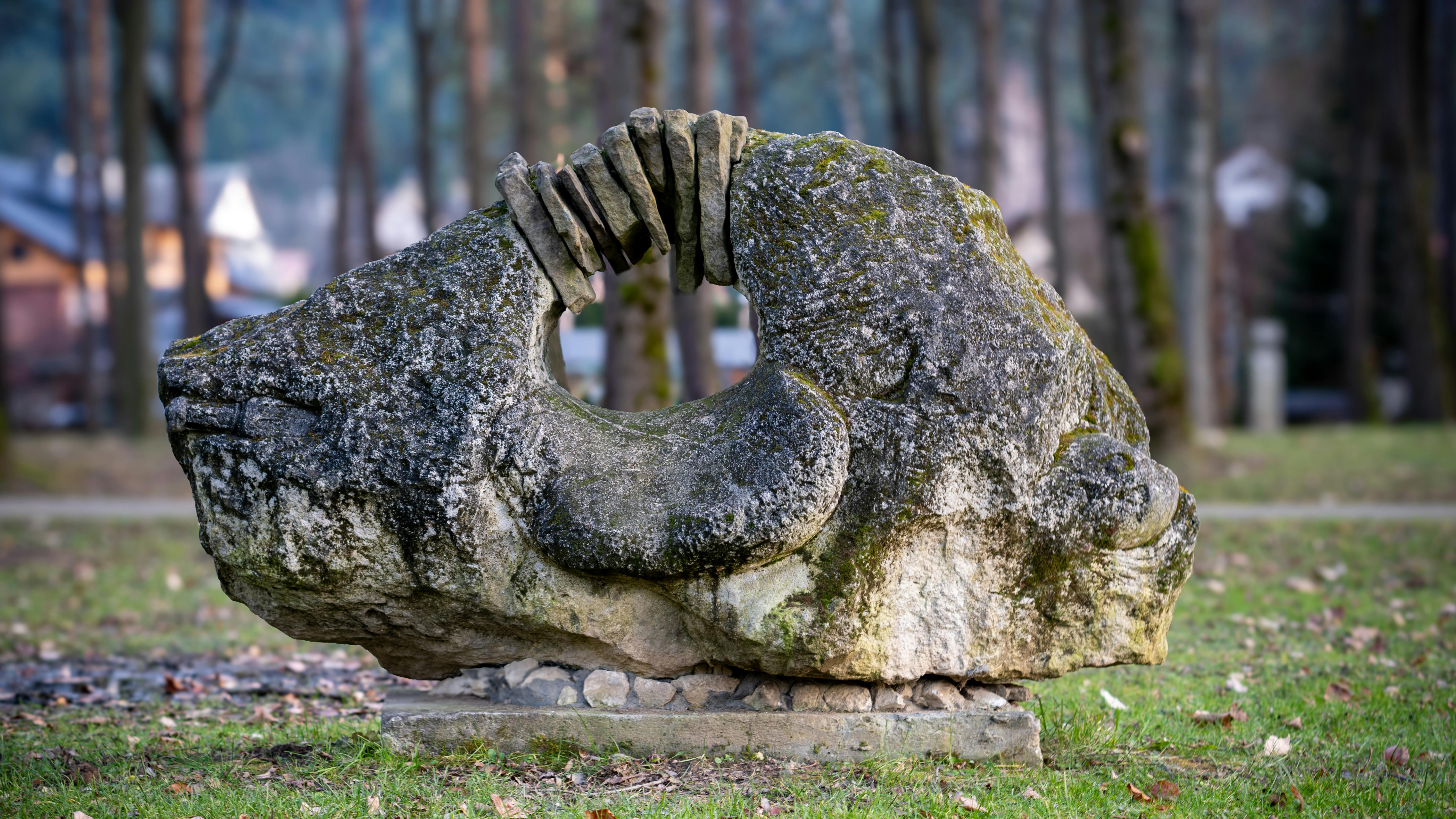 Stone Sculpture in a Park · Free Stock Photo