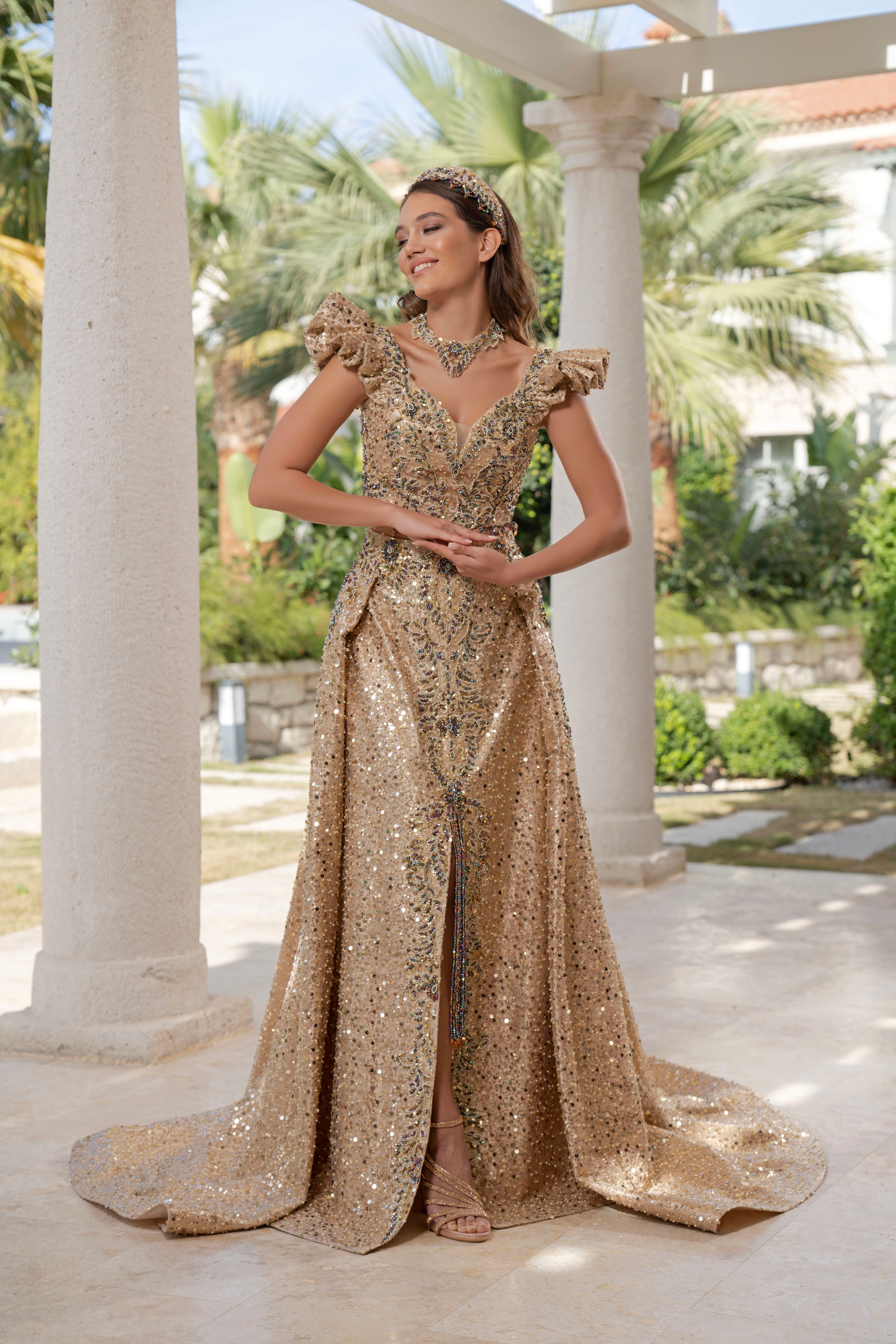 Bindallı Kaftan 2024 Nova Coleção Altın Duvak Moda · Foto profissional ...