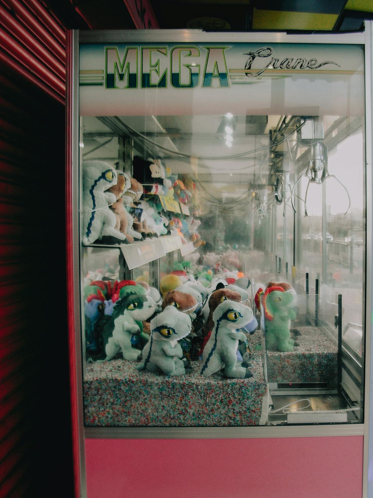 Claw Machine Photos, Download The BEST Free Claw Machine Stock Photos ...