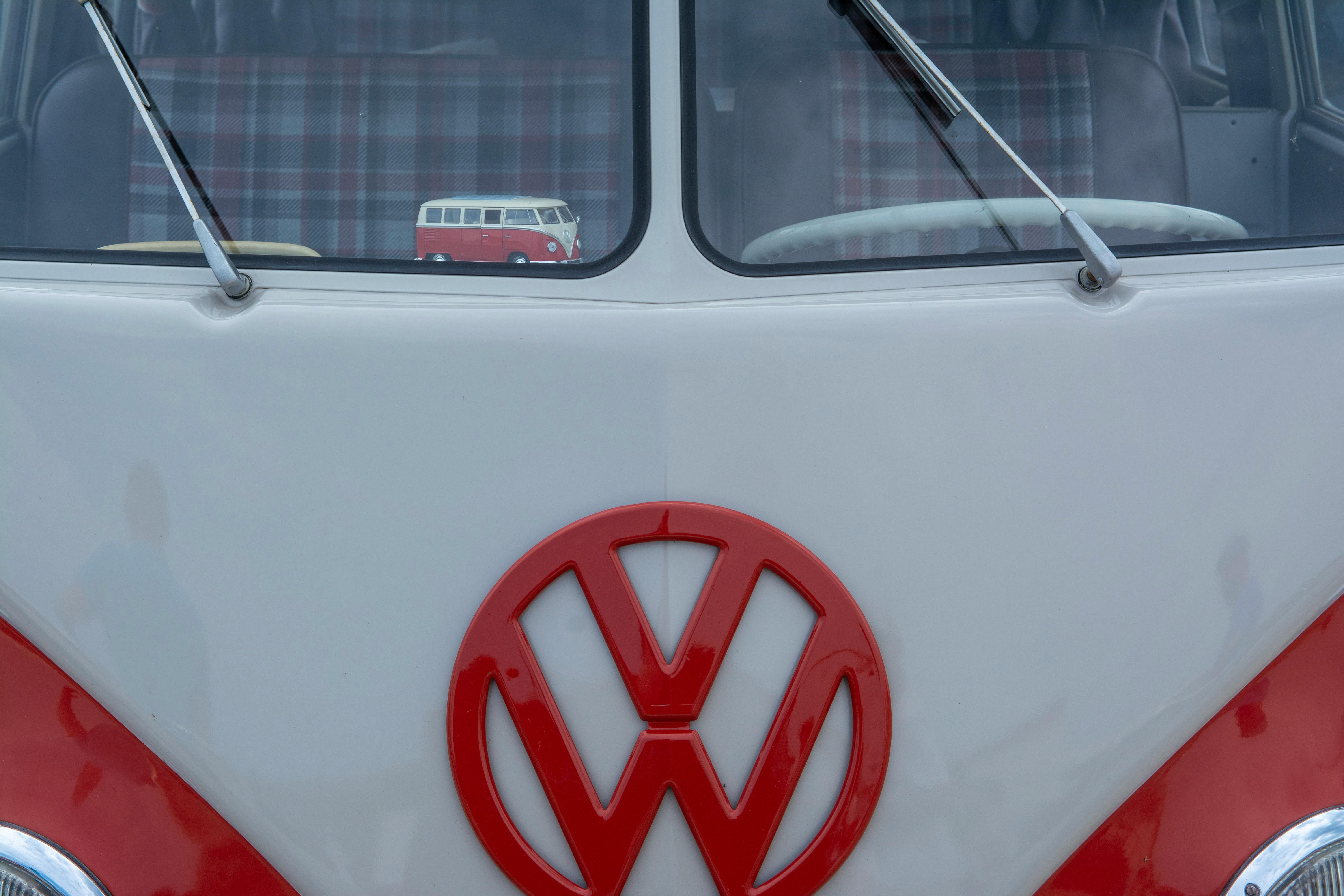 Volkswagen Bus Front Photos, Download The BEST Free Volkswagen Bus ...