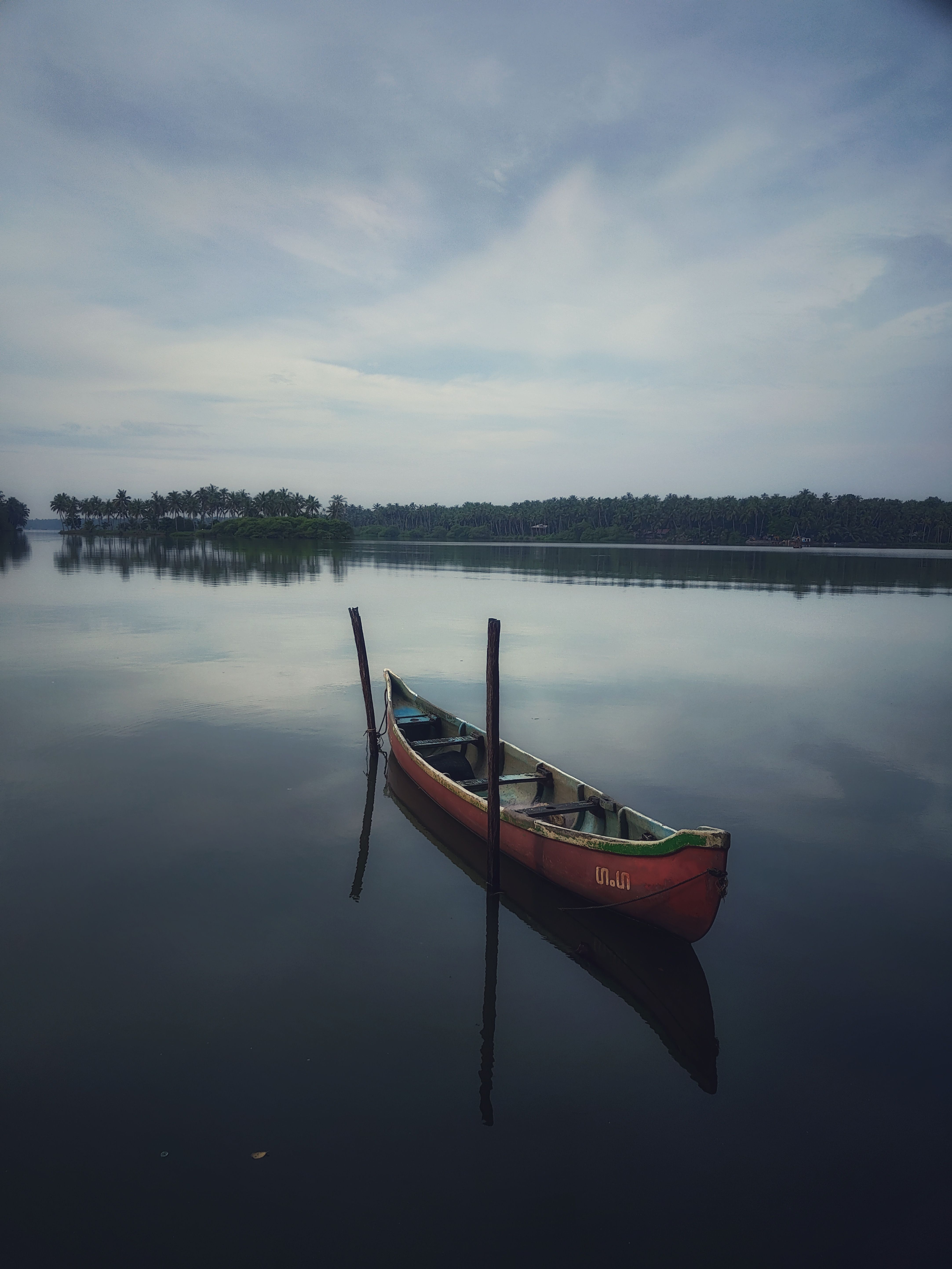 Pond Canoe Photos, Download The BEST Free Pond Canoe Stock Photos & HD ...