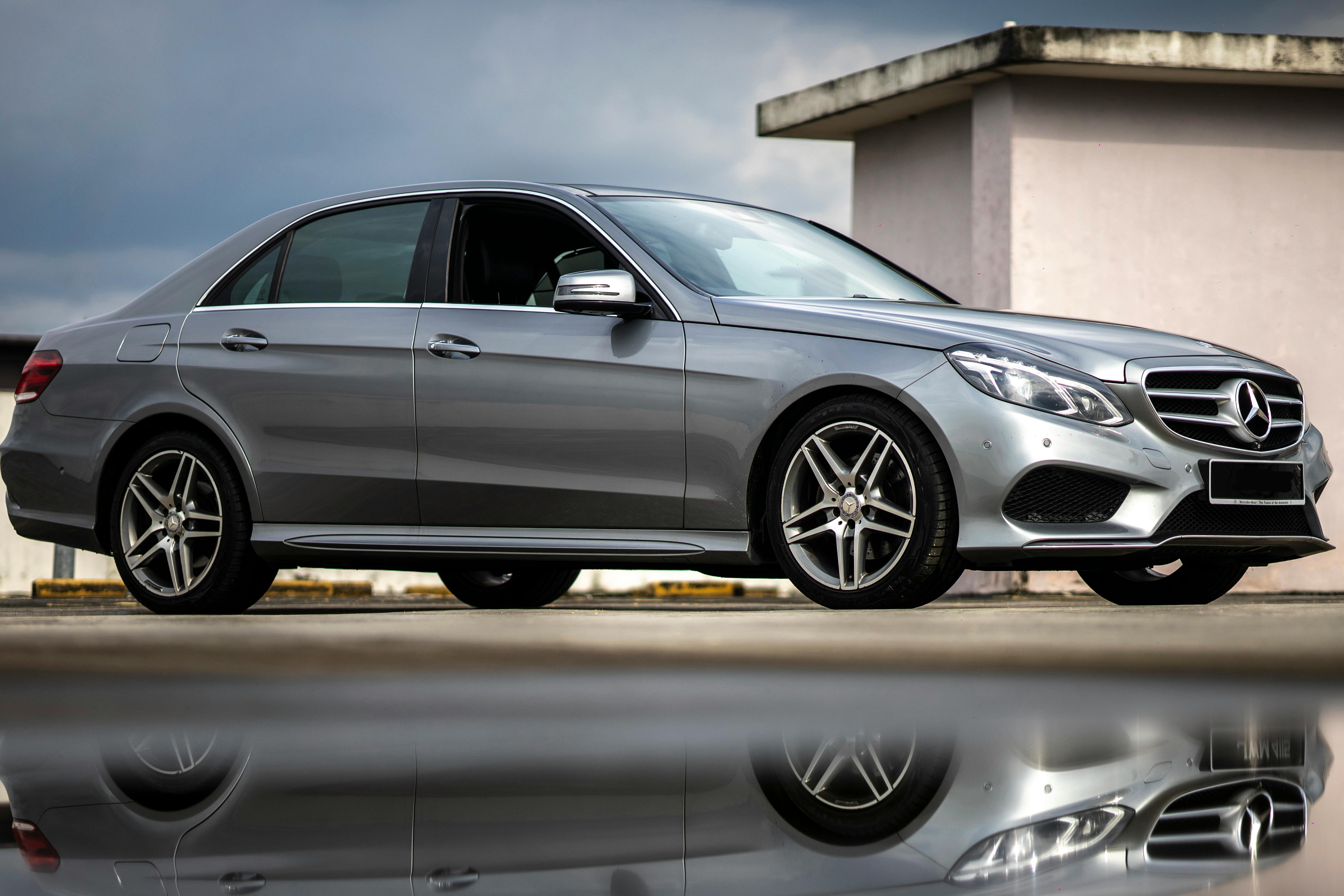 White Mercedes Benz Cars · Free Stock Photo