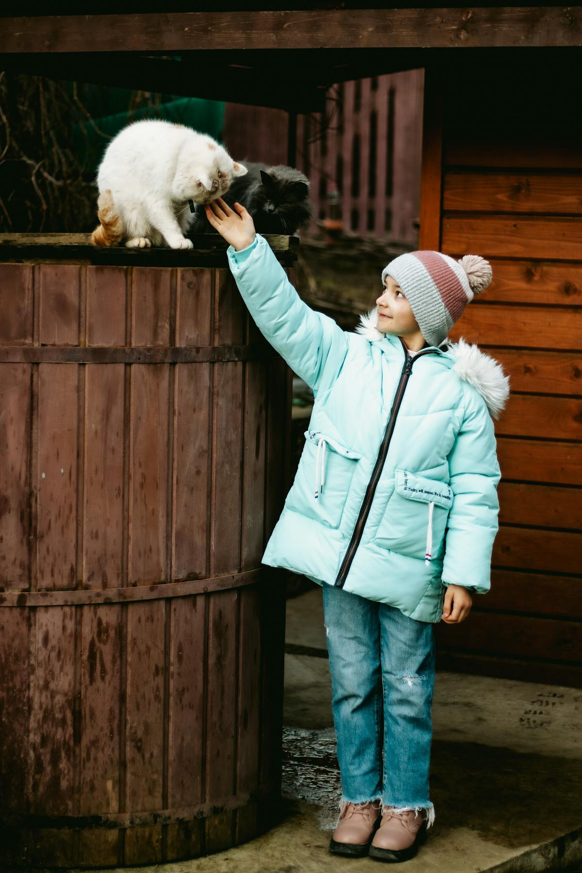 Cute Girl With Cats Photos, Download The BEST Free Cute Girl With Cats ...