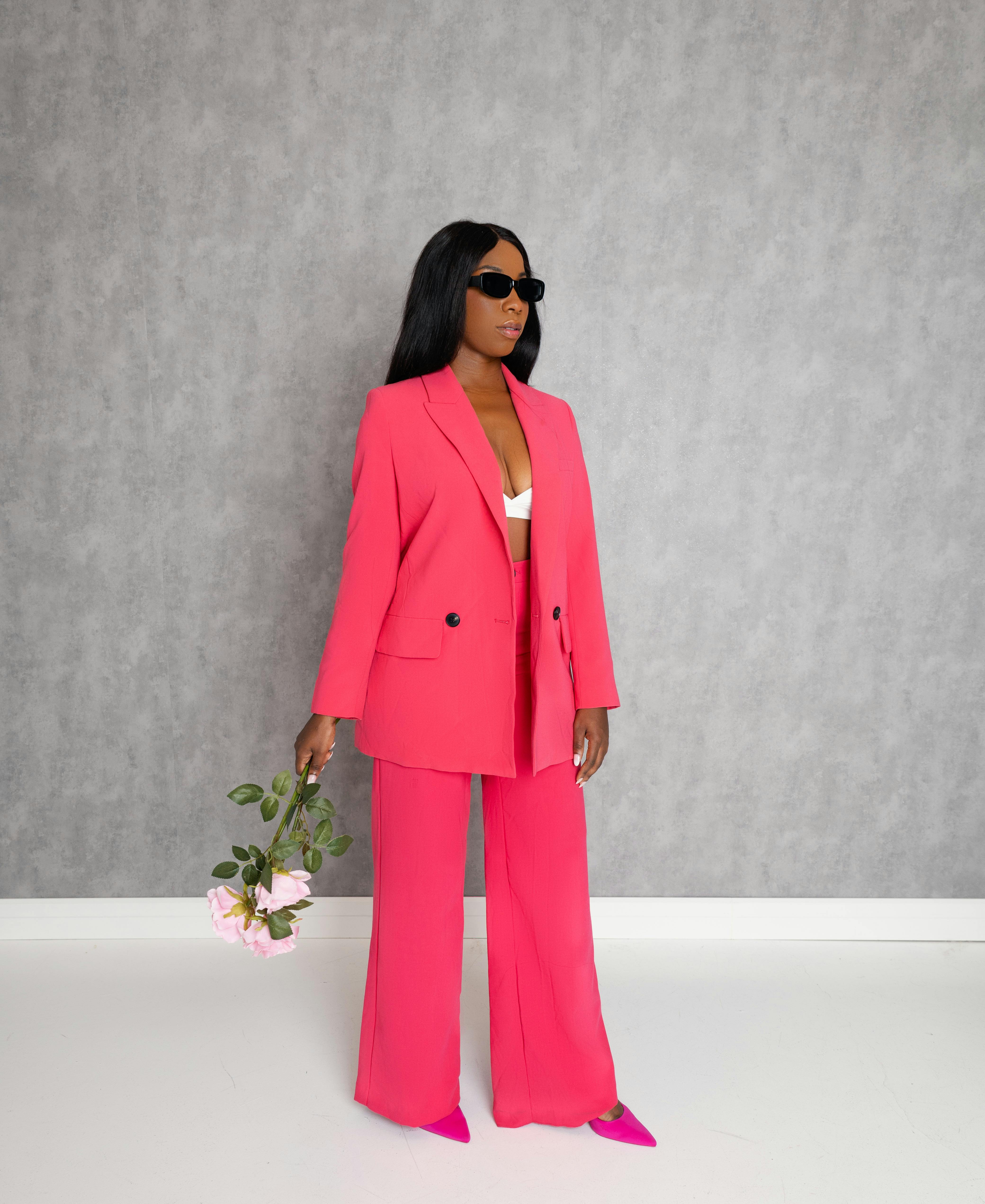 Women In Suit Photos, Download The BEST Free Women In Suit Stock Photos ...