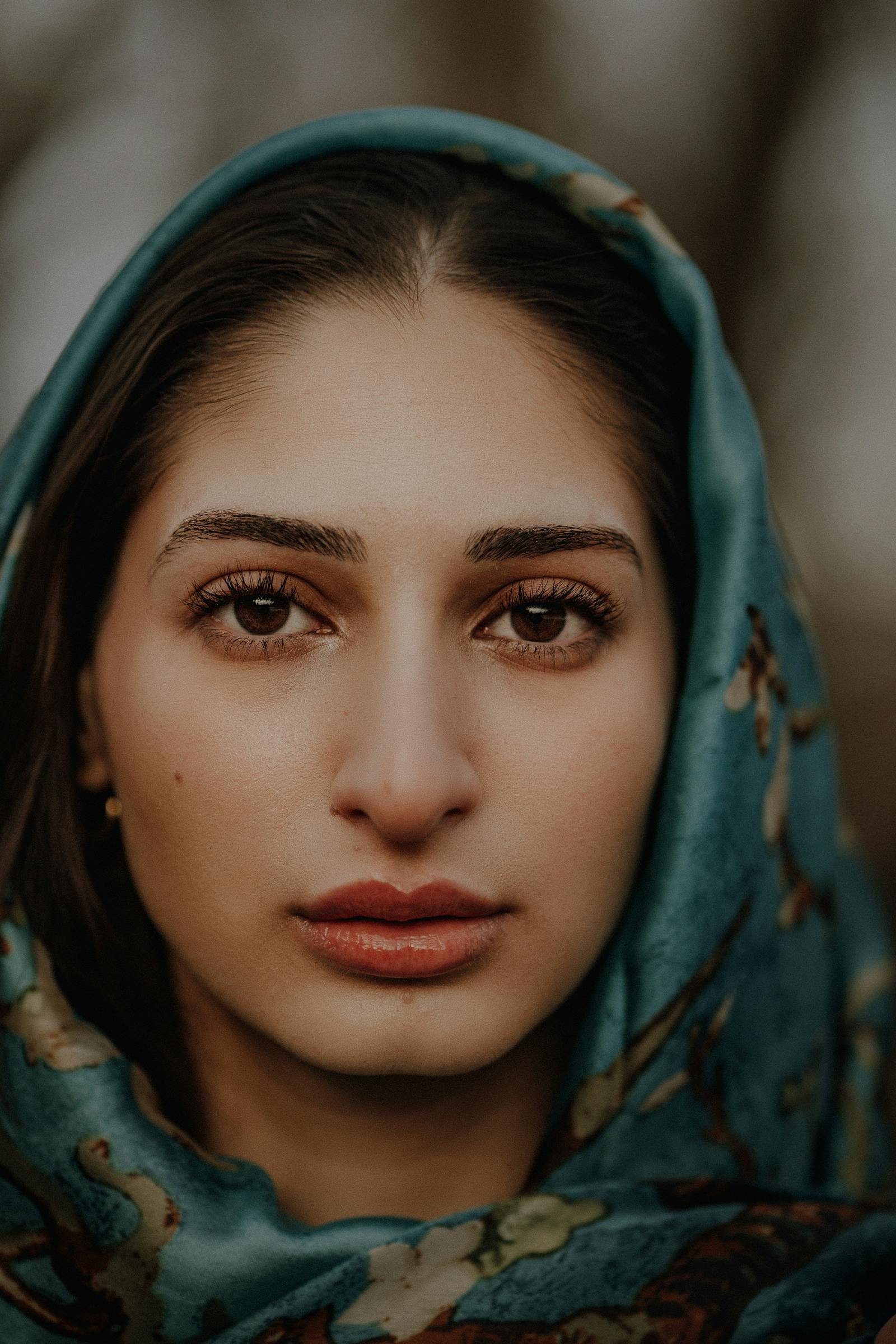 Female Portraits Photos, Download The BEST Free Female Portraits Stock ...