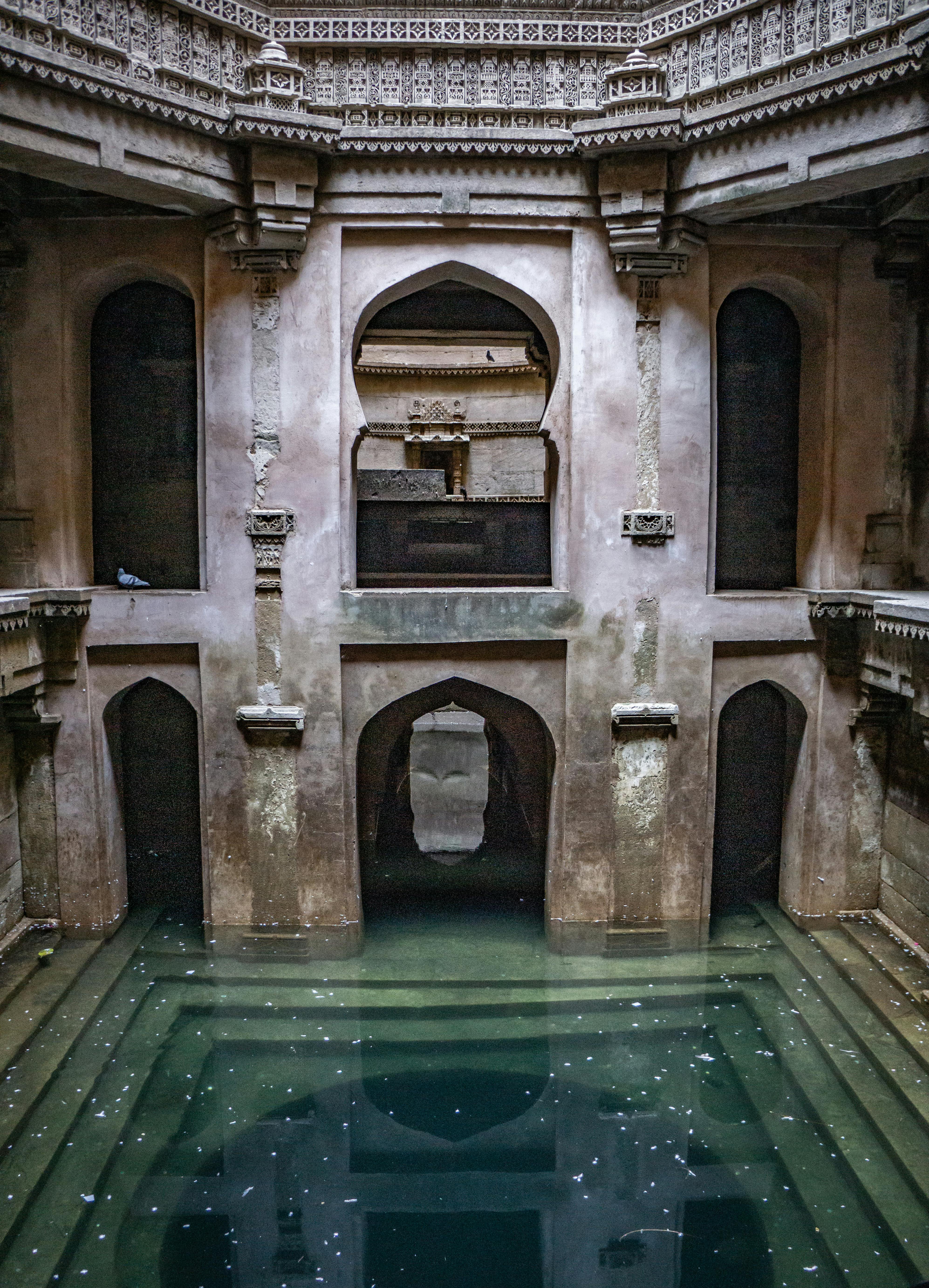 Water in Adalaj Stepwell · Free Stock Photo