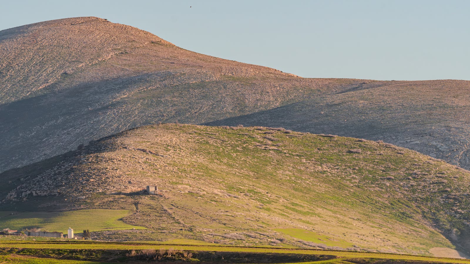 Gentle Slopes Photos, Download The BEST Free Gentle Slopes Stock Photos ...