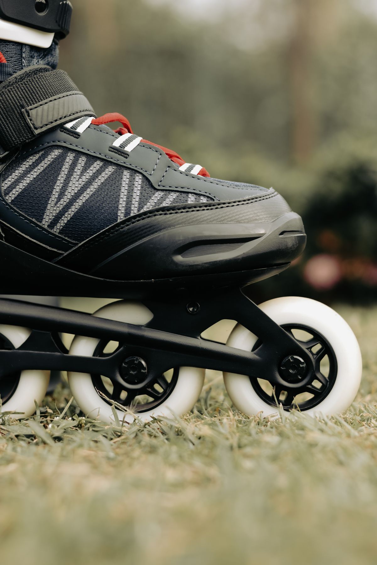 Rollerblade Photos, Download The BEST Free Rollerblade Stock Photos ...