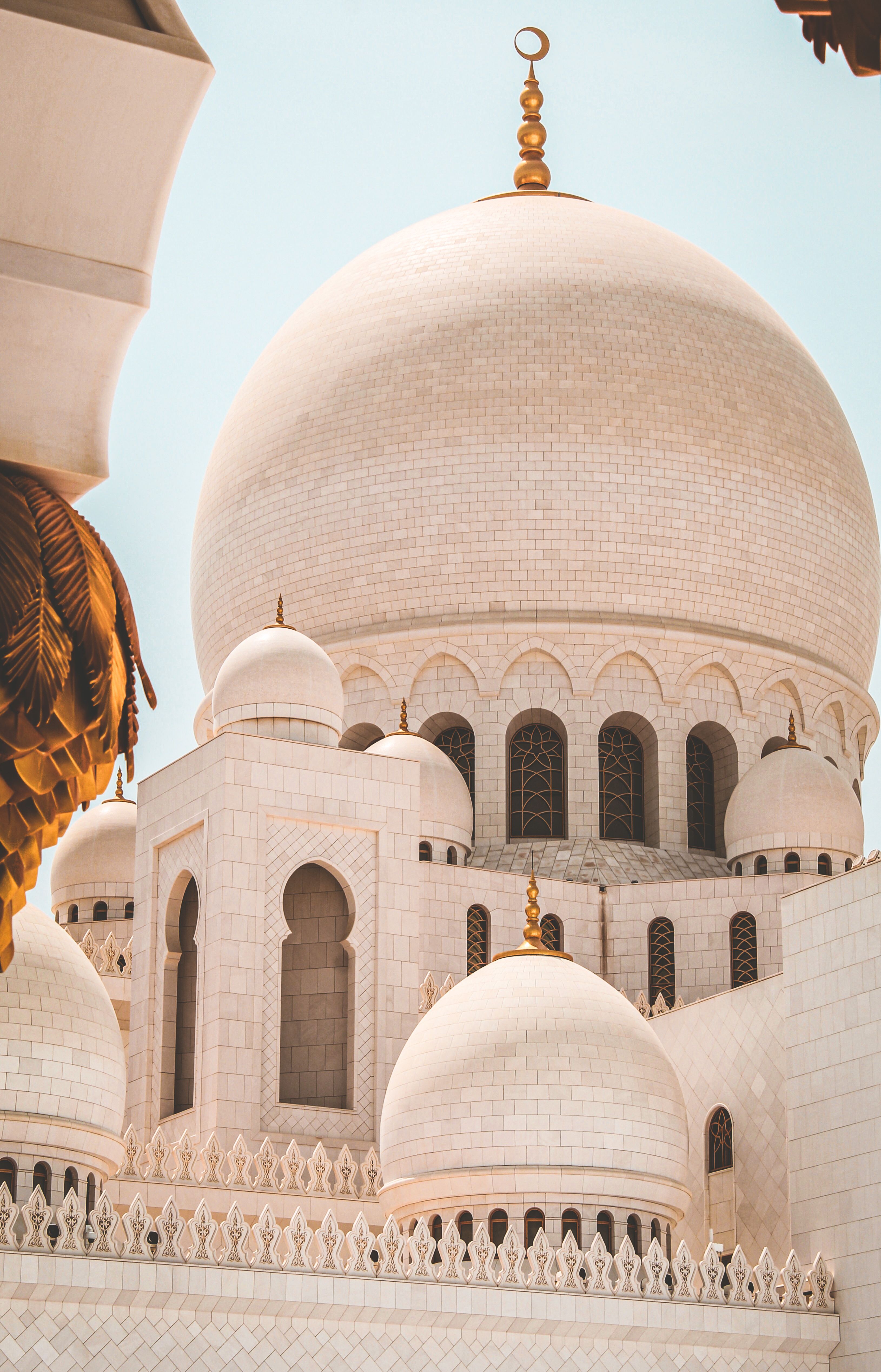 Sheikh Zayed Grand Mosque · Free Stock Photo
